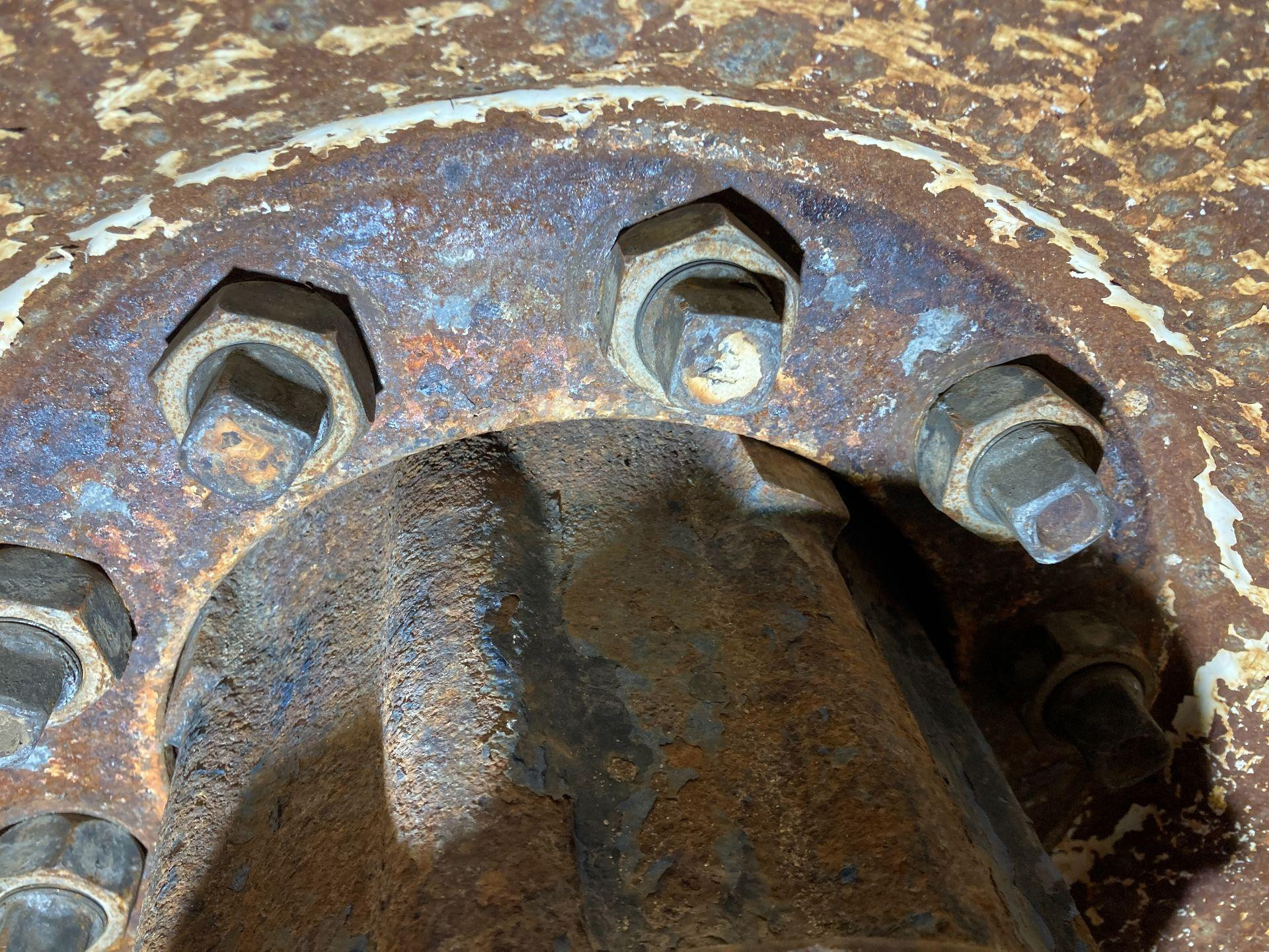 303191 | Eaton DS402 Axle Housing for Sale