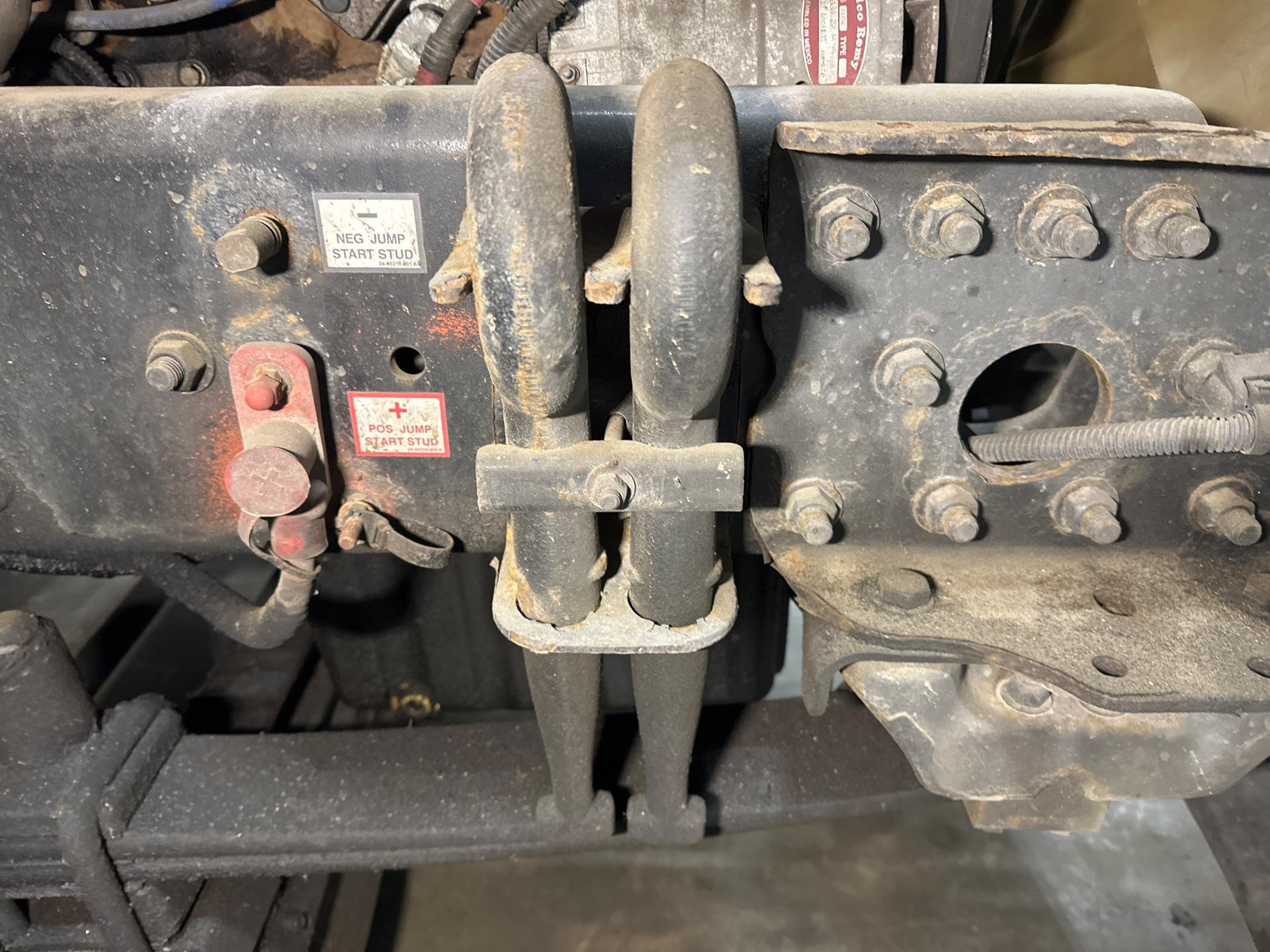 VERIFY | Freightliner CASCADIA Tow Hook for Sale
