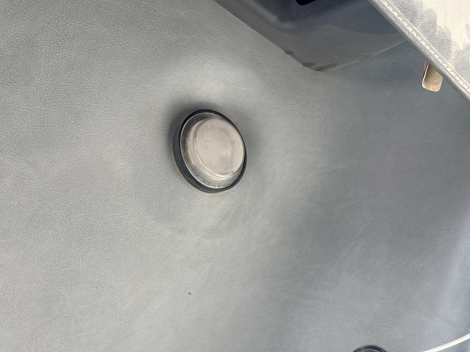 Mack GU400 Lighting, Interior for Sale