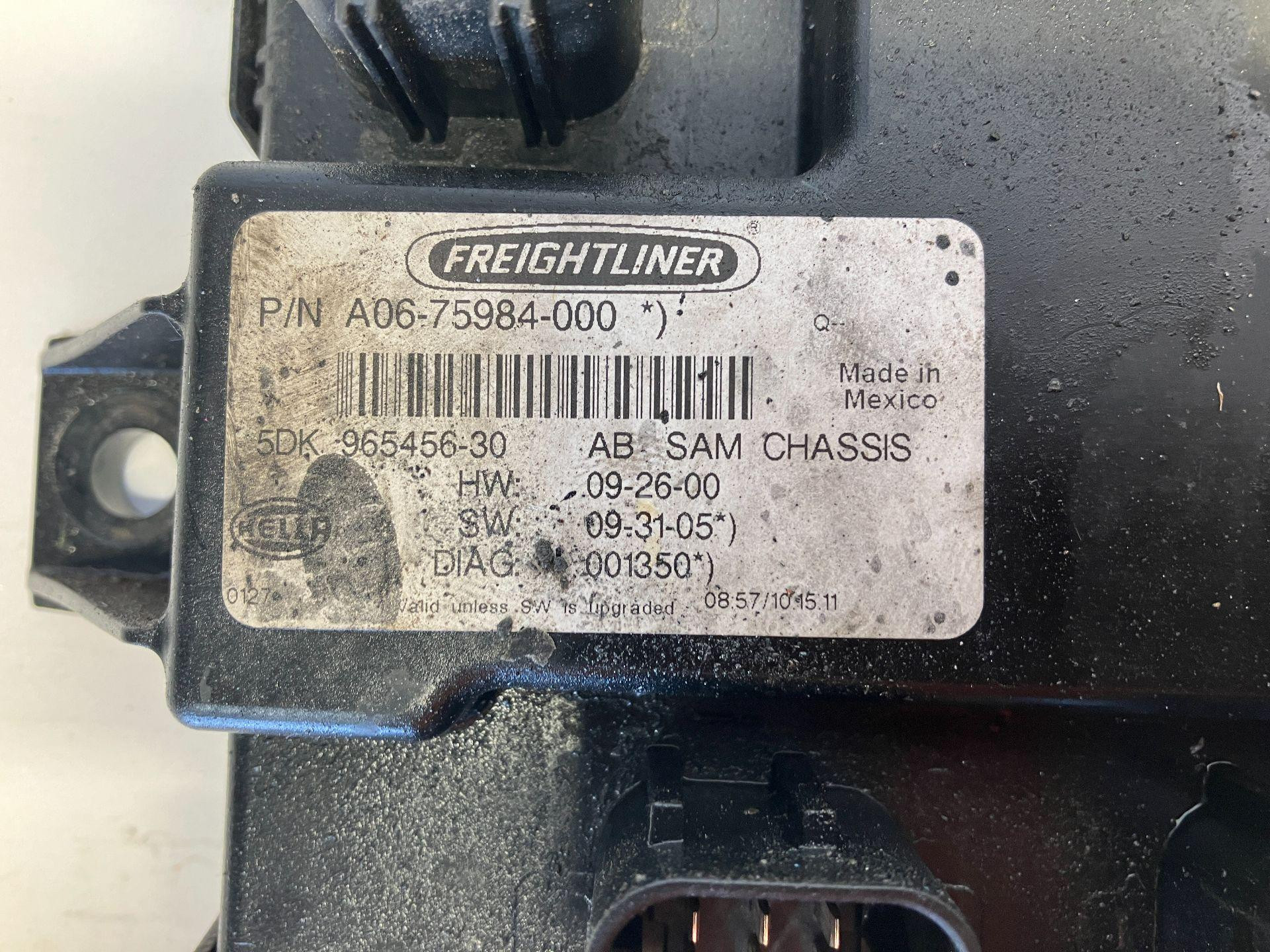 A06-75984-000 | Freightliner CASCADIA Electronic Chassis Control Module for