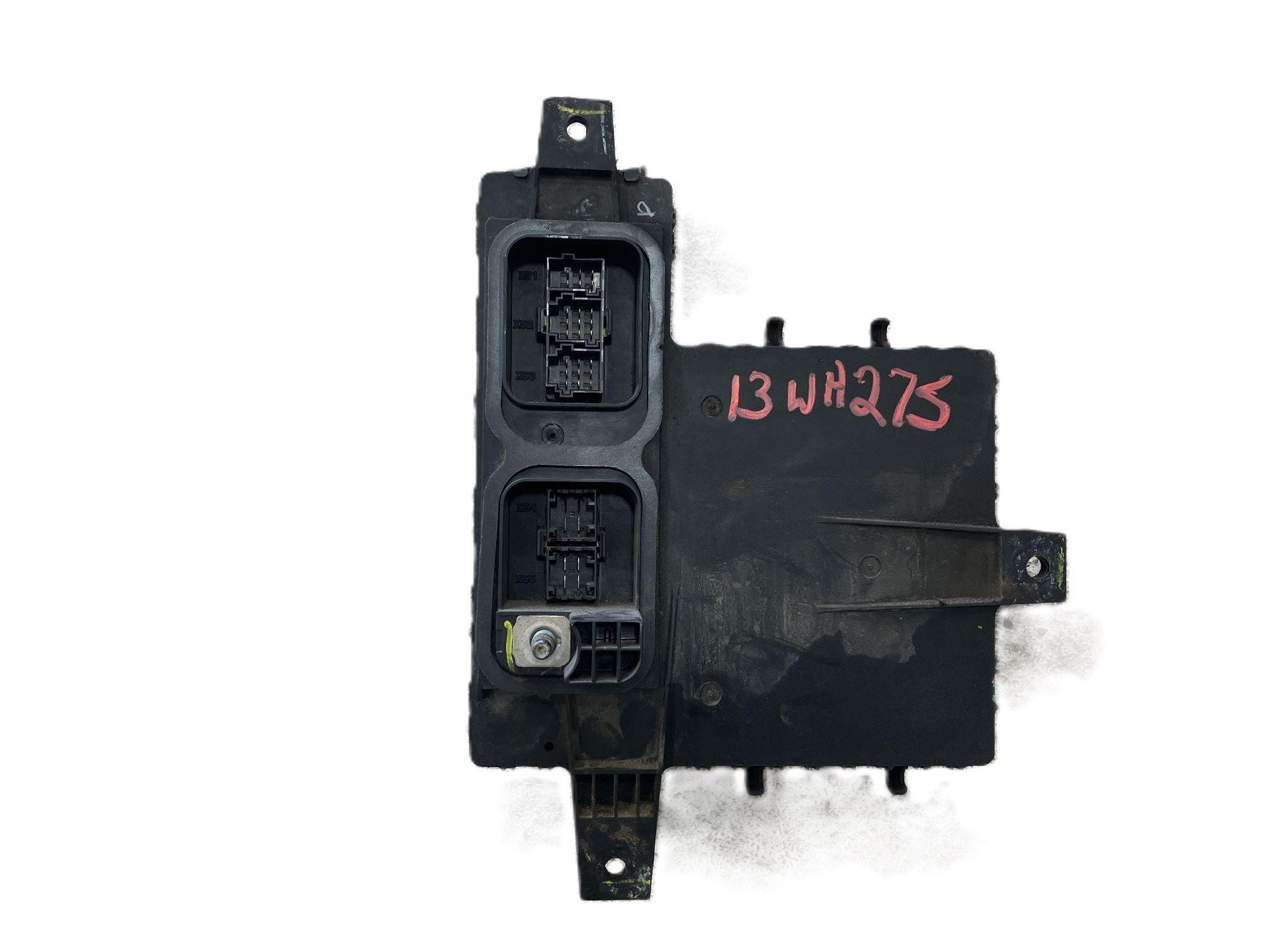 A0675984002 | Freightliner CASCADIA Electronic Chassis Control Module for S