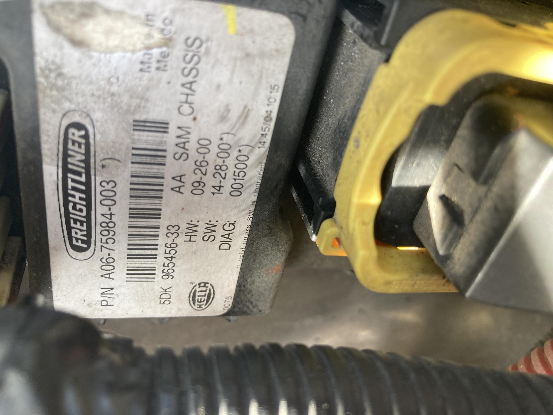 A06-75984-003 | Freightliner CASCADIA Electronic Chassis Control Module for