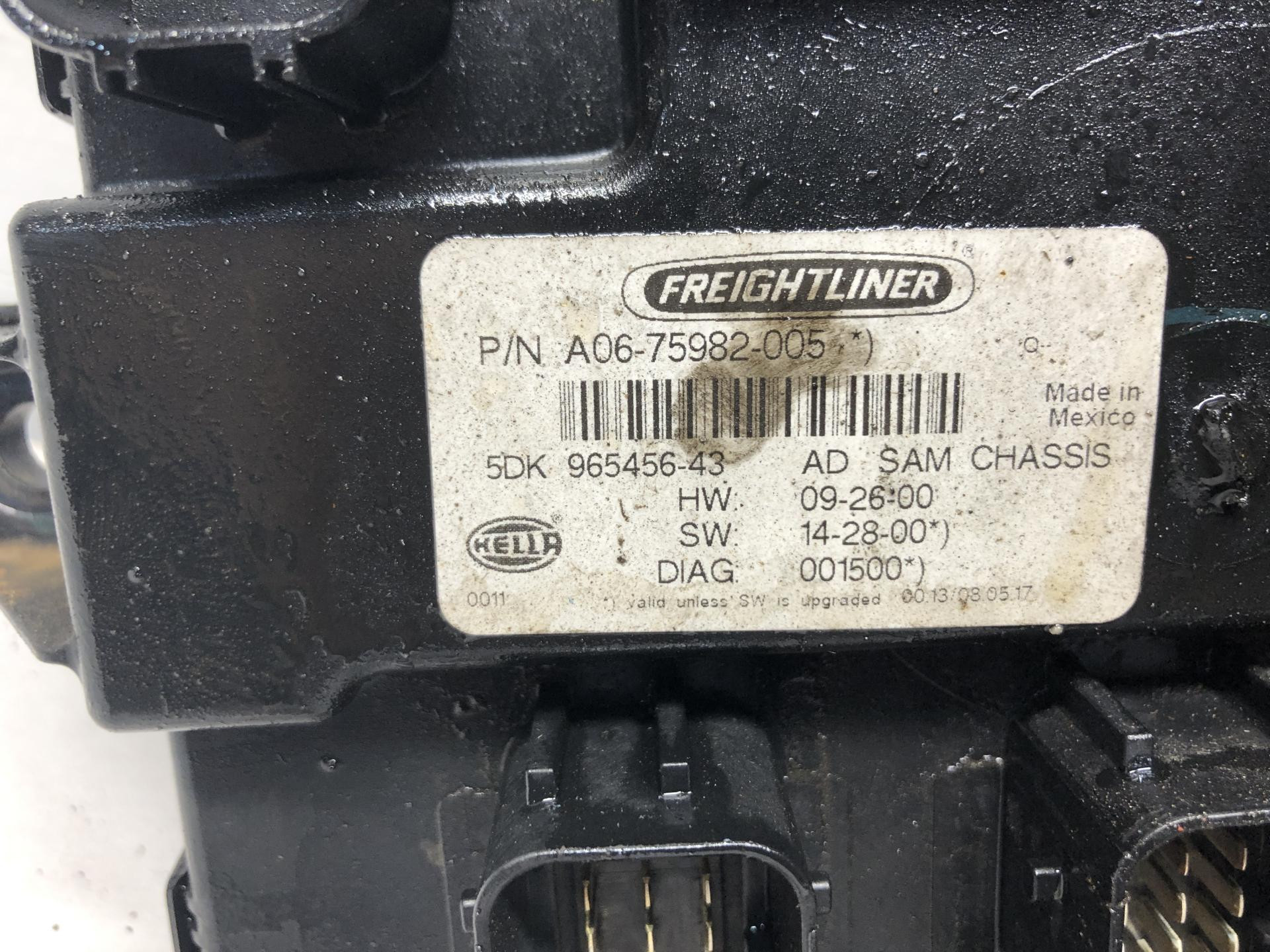 A06-75982-05 | Freightliner CASCADIA Electronic Chassis Control Module for