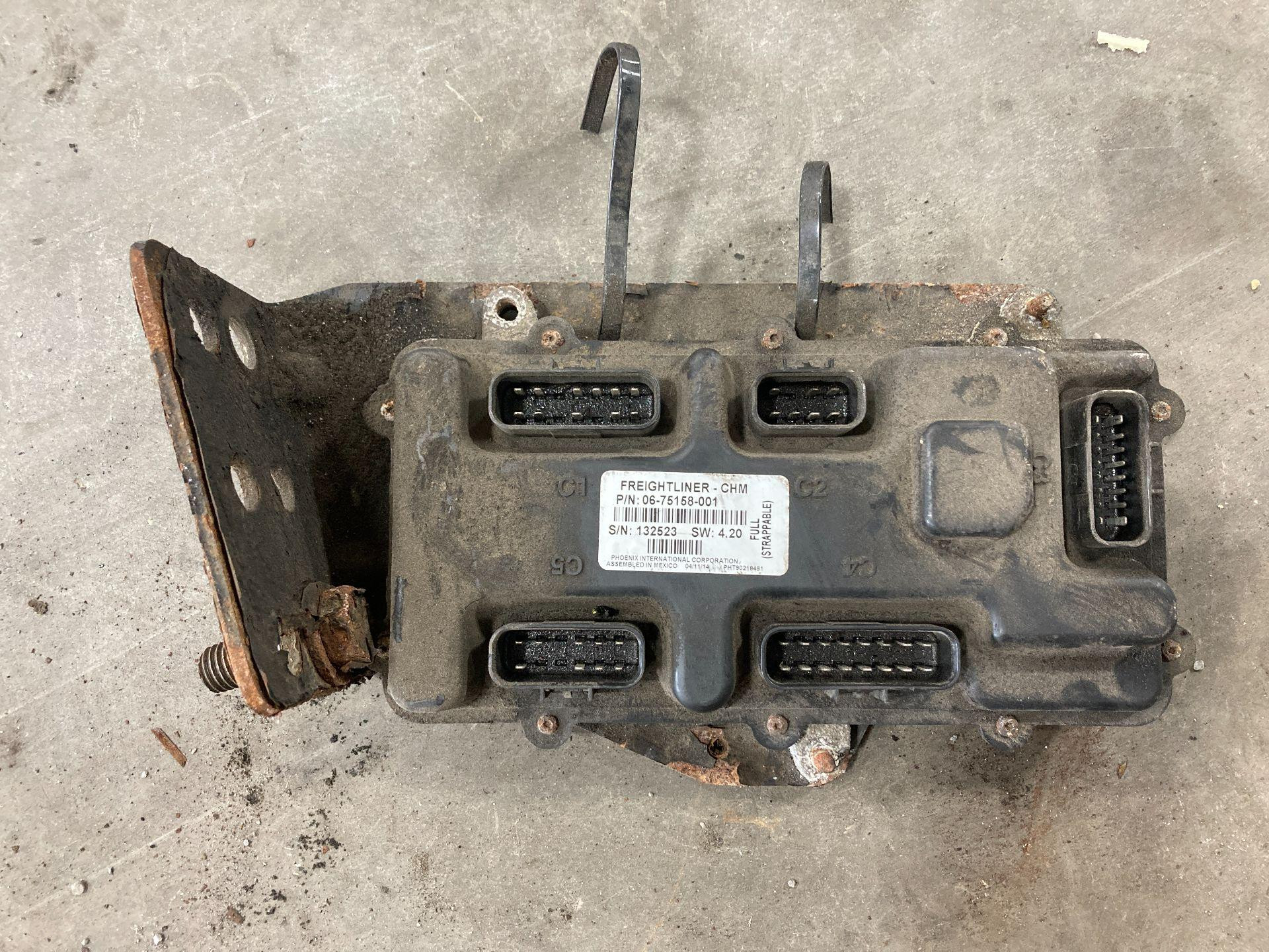 06-75158-001 | Freightliner M2 106 Electronic Chassis Control Module for Sa