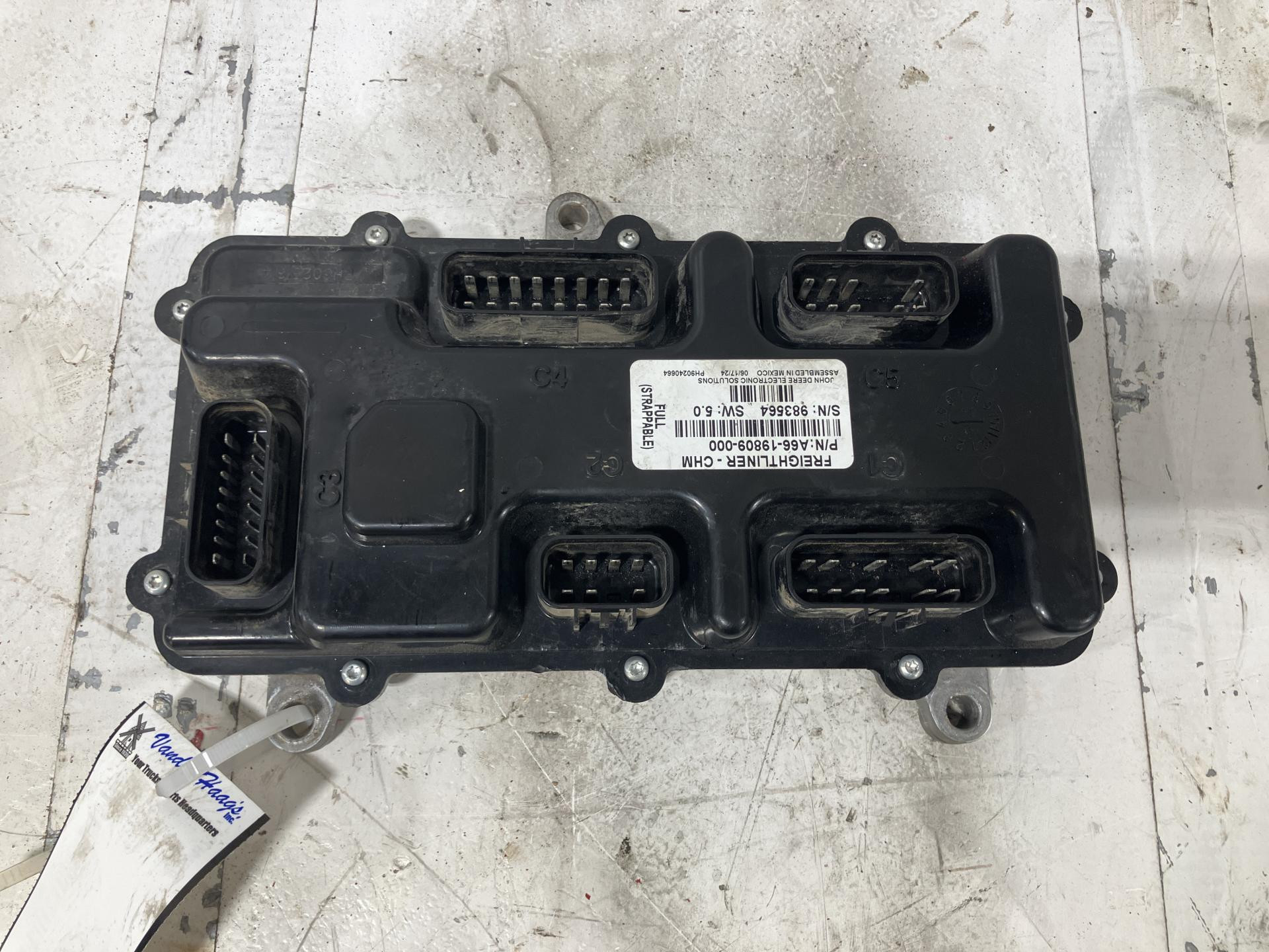 A66-19809-000 | Freightliner M2 112 Electronic Chassis Control Module for S