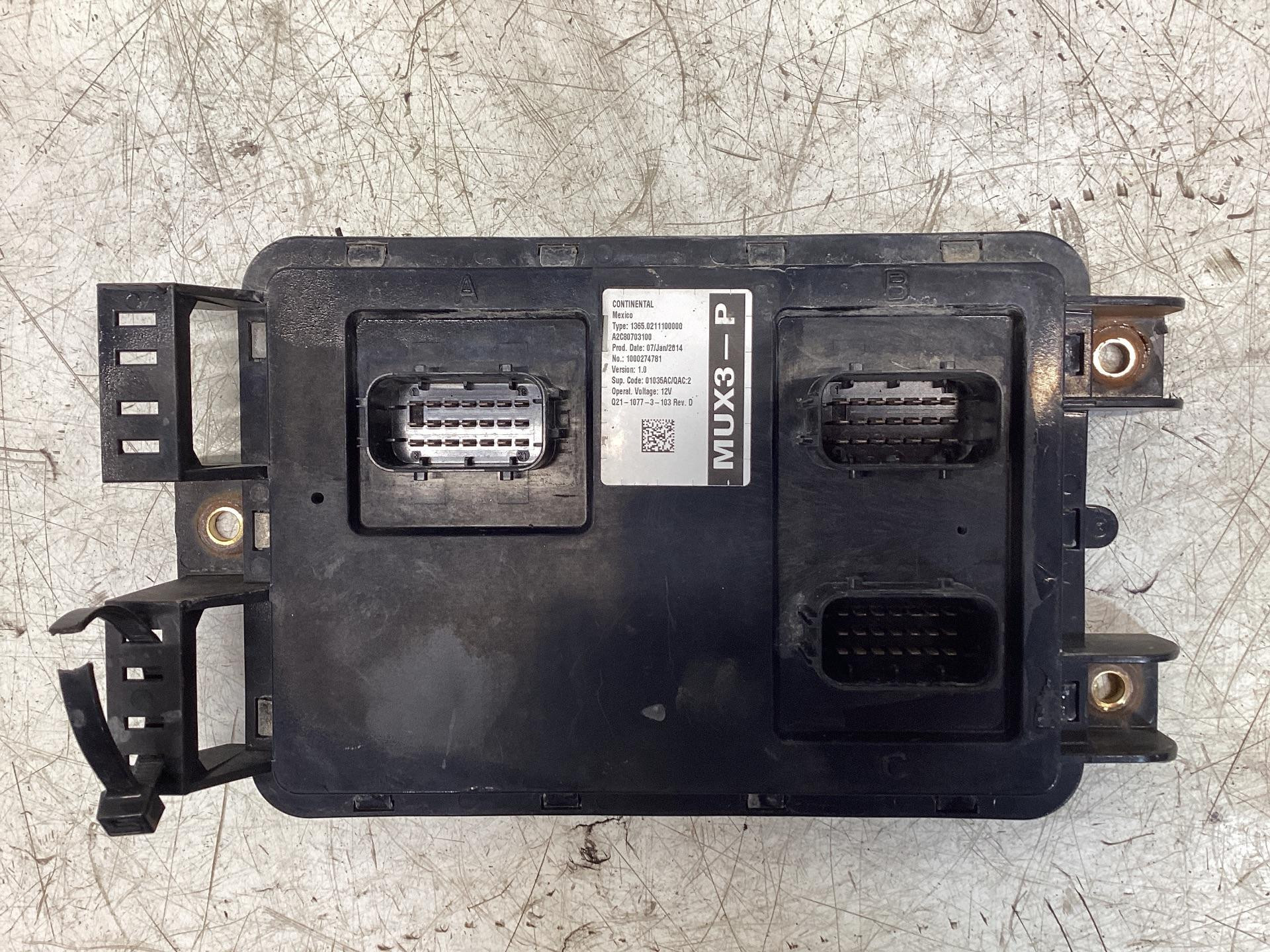 1000274781 | Kenworth T680 Electronic Chassis Control Module for Sale