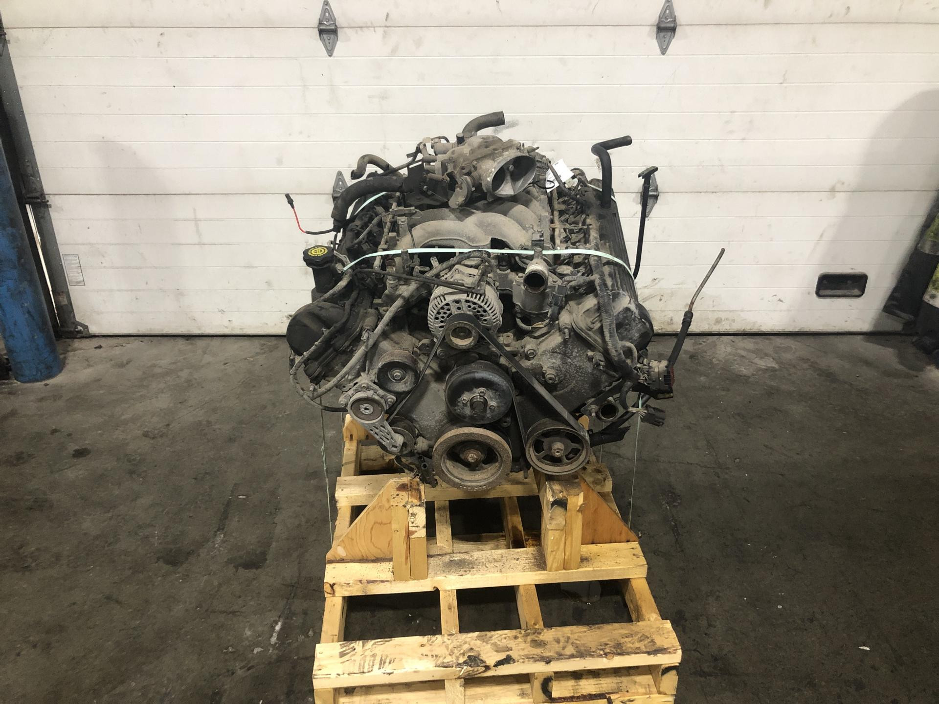 52H7D320G | Ford 6.8L Engine Assembly for Sale