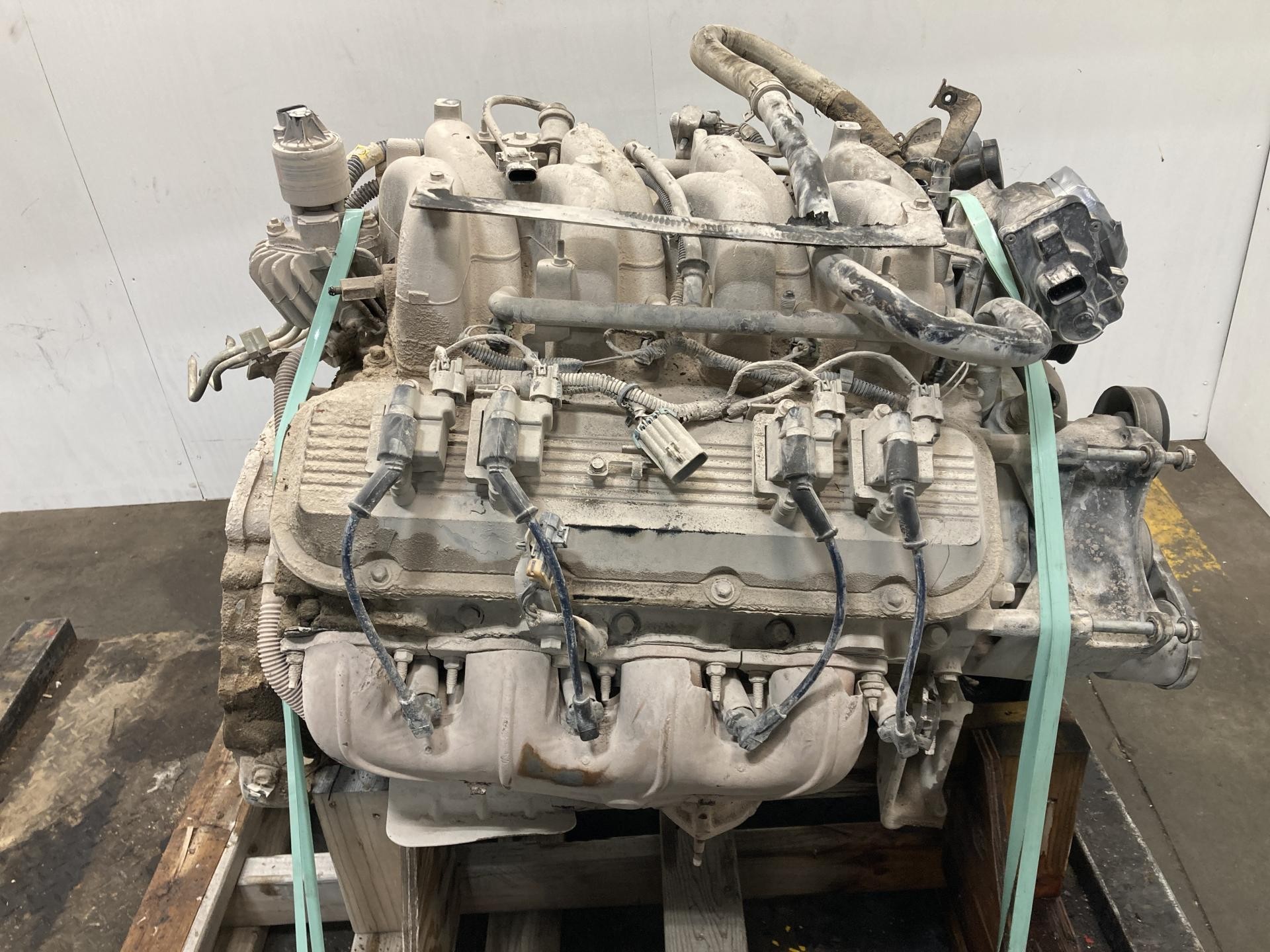 GM 8.1L Engine Assembly for Sale