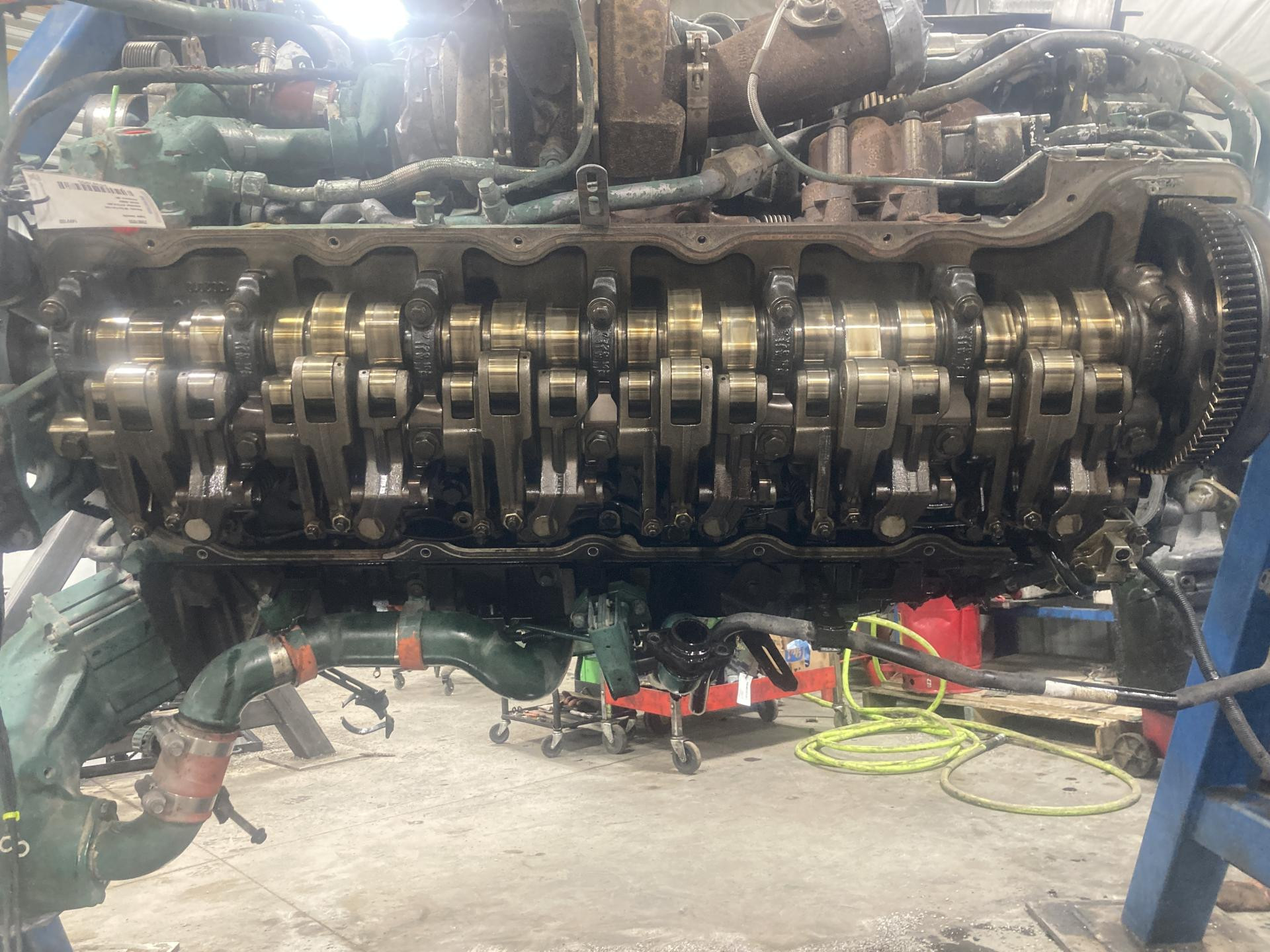 Volvo D11 Engine Assembly for Sale