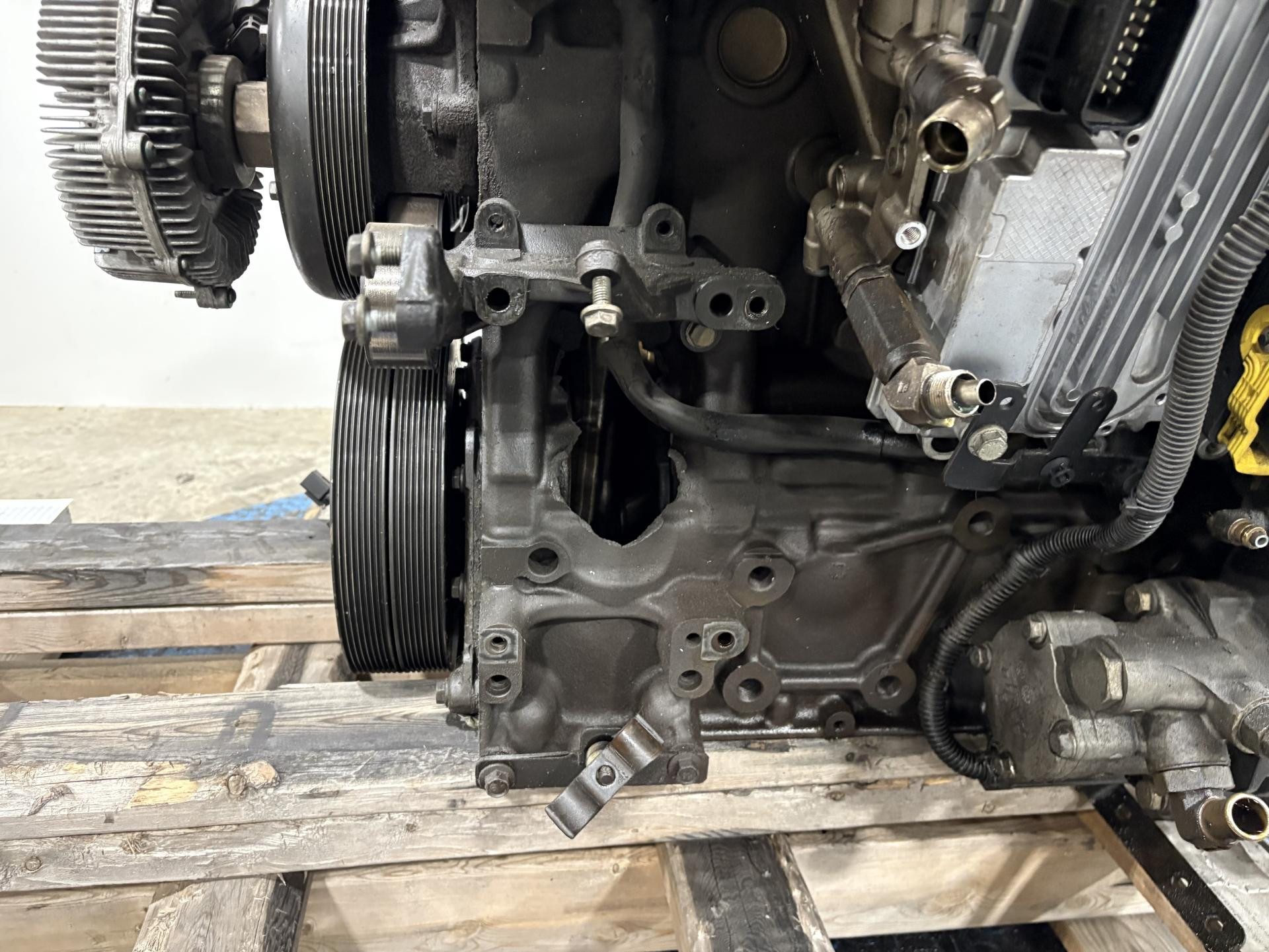 Detroit DD5 Engine Assembly for Sale