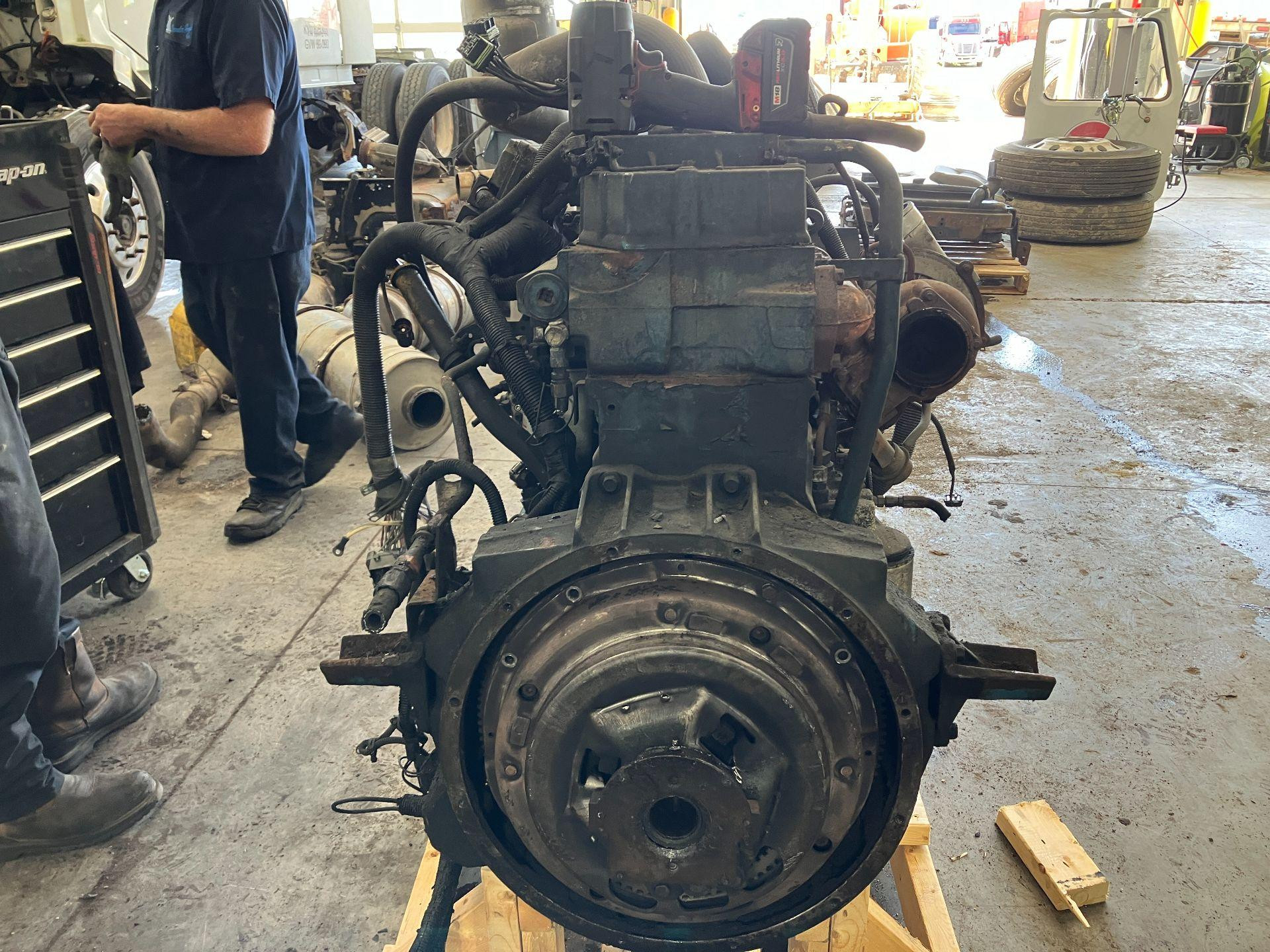 International DT530E Engine Assembly for Sale
