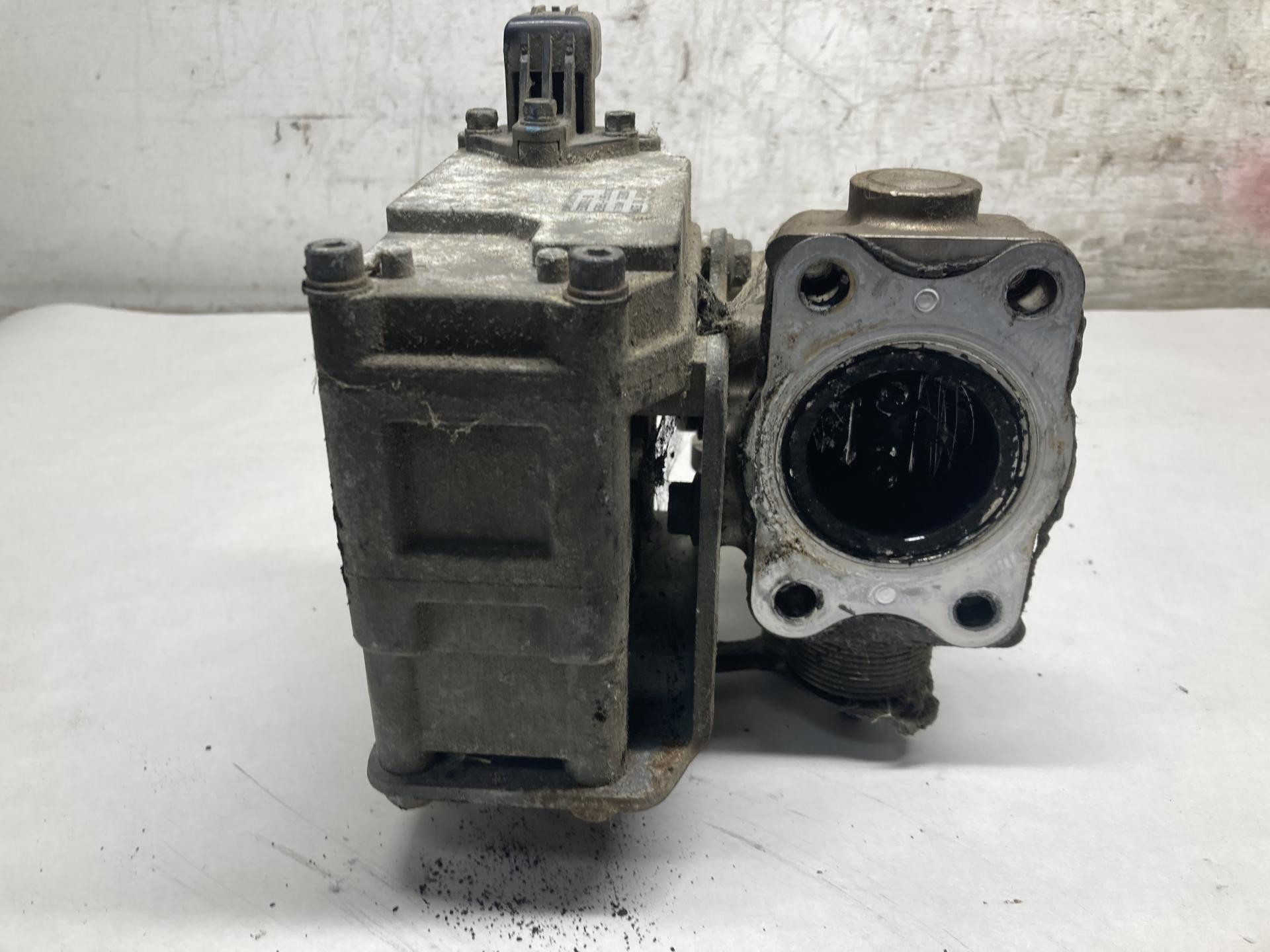 A5851-195 | Hino J08E Engine EGR Valve for Sale