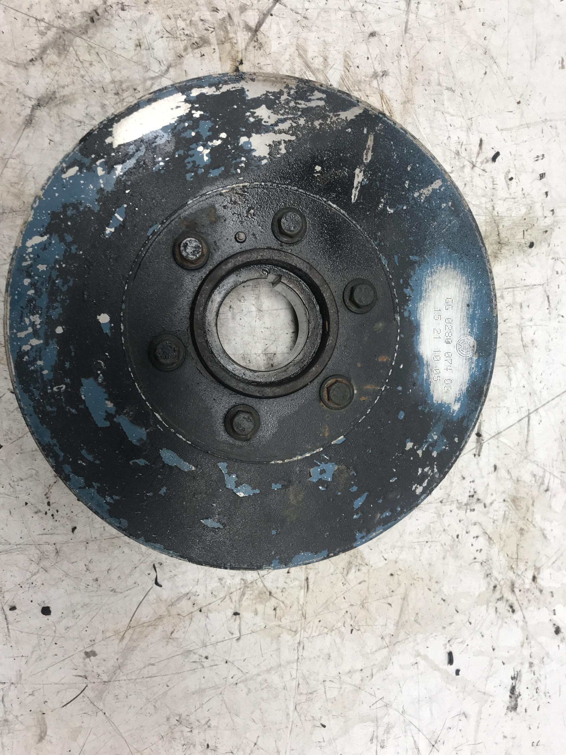 GG028007402 | International DT570 Engine Dampner | Balancer for Sale