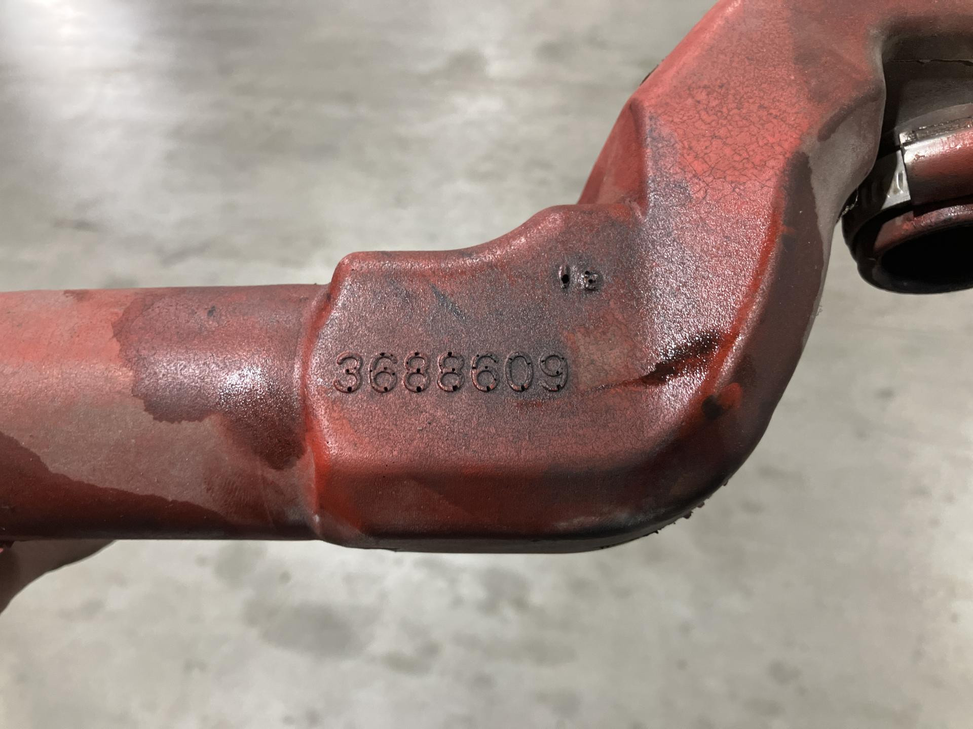 3688609 | Peterbilt 379 Air Transfer Tube for Sale