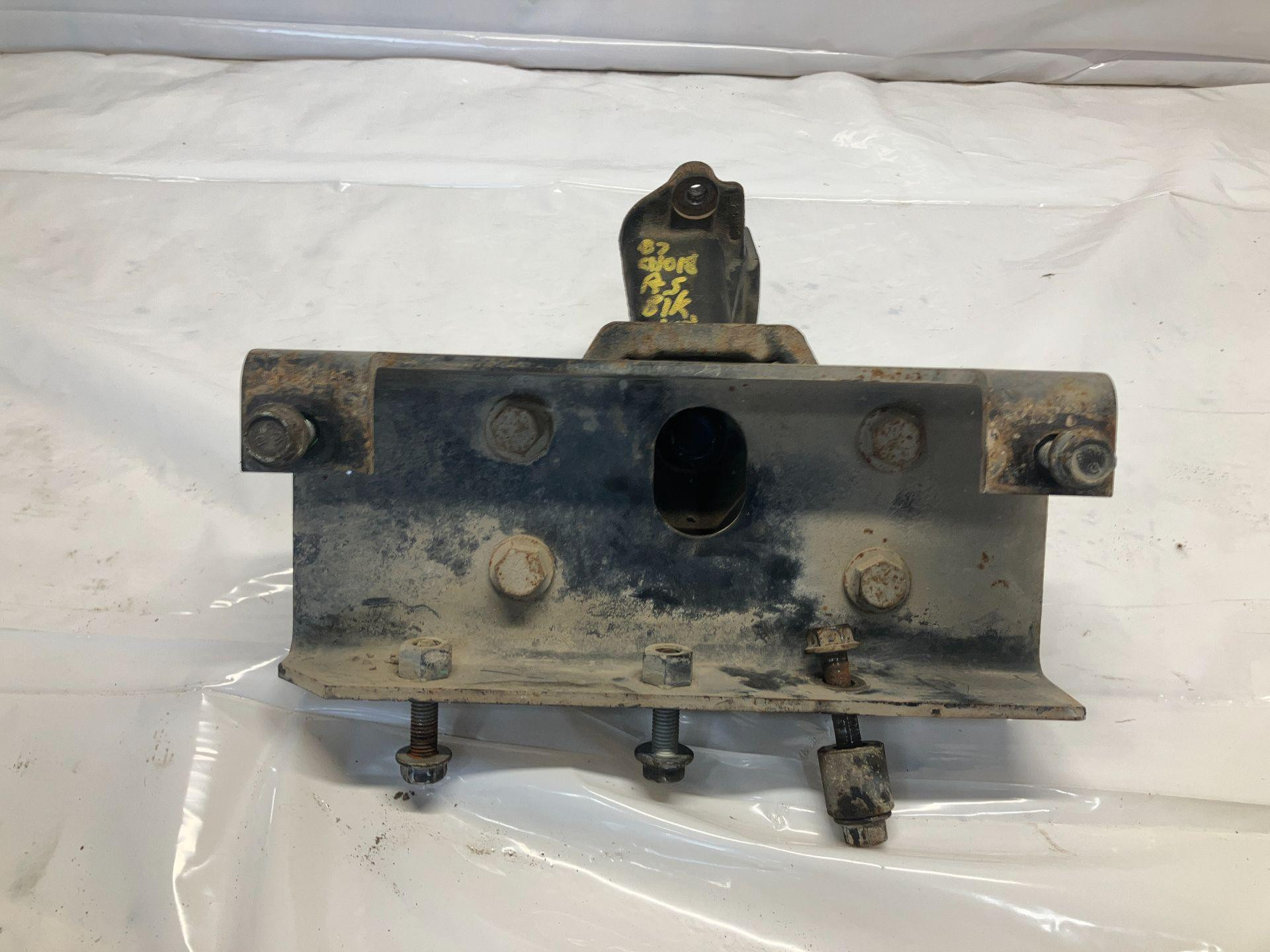 15074926 | GM 8.1L Engine Mount for Sale