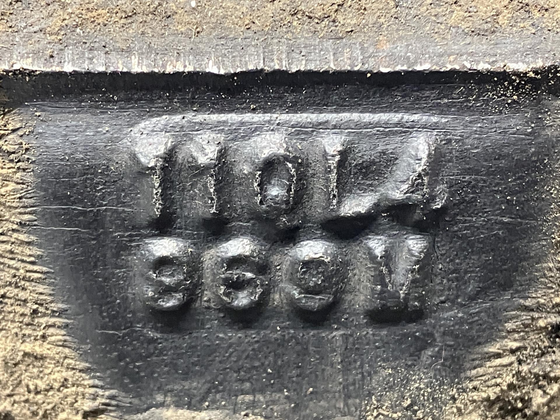 11QL4969M | Mack E7 Engine Mount for Sale