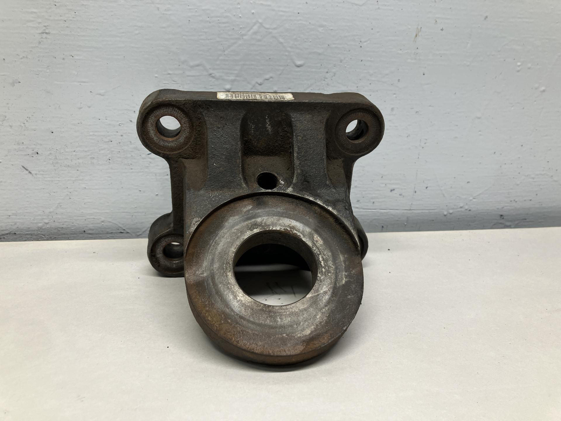 3824527C3 | International N13 Engine Mount for Sale