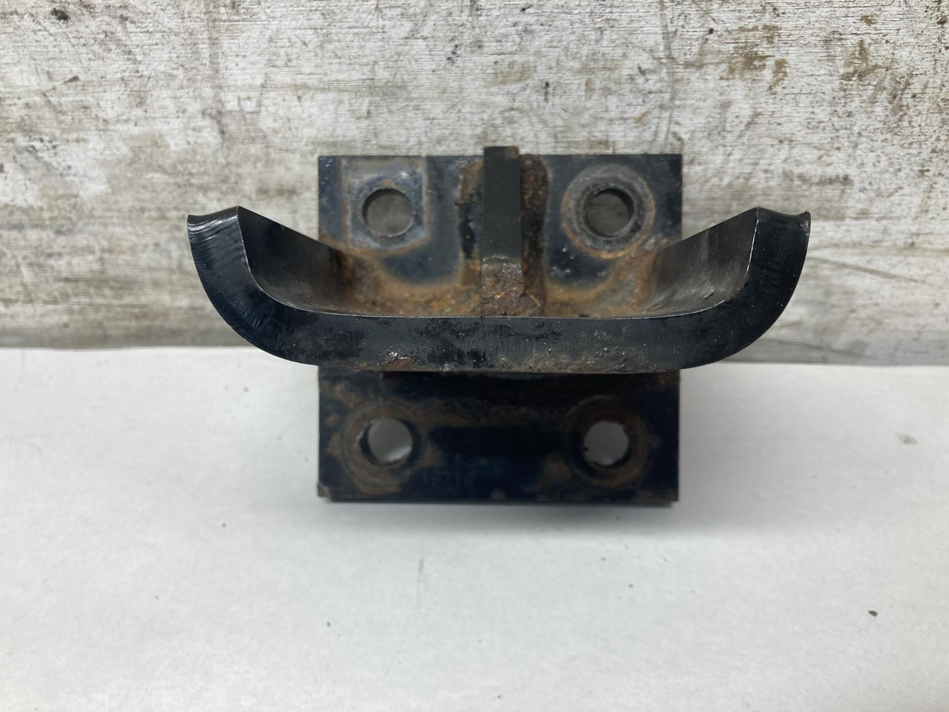 D62-6068 | Paccar PX9 Engine Mount for Sale
