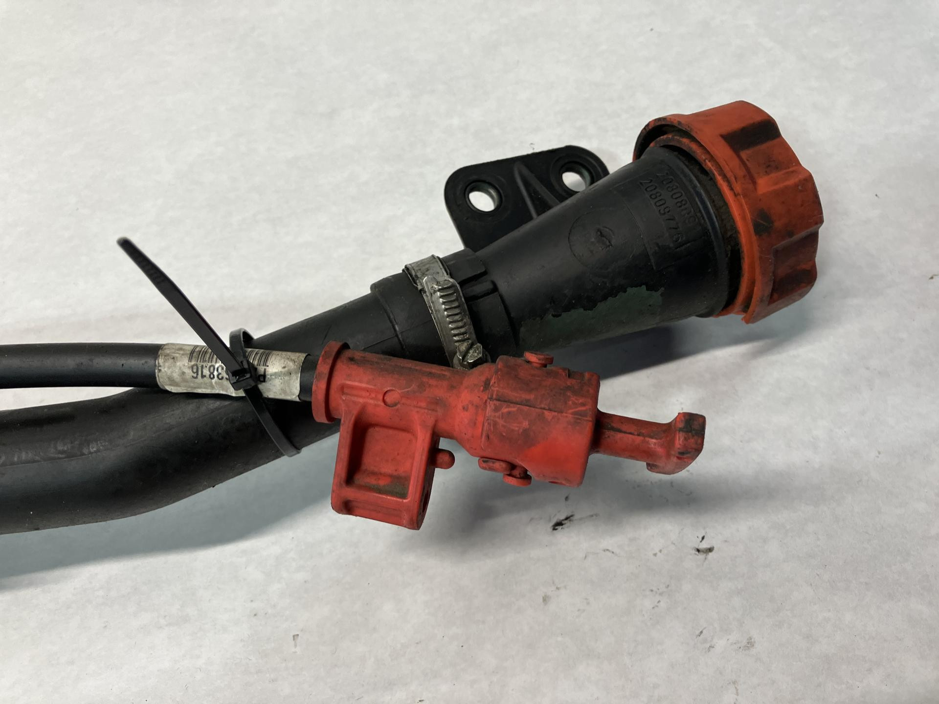 Volvo D13 Oil Fill Tube for Sale