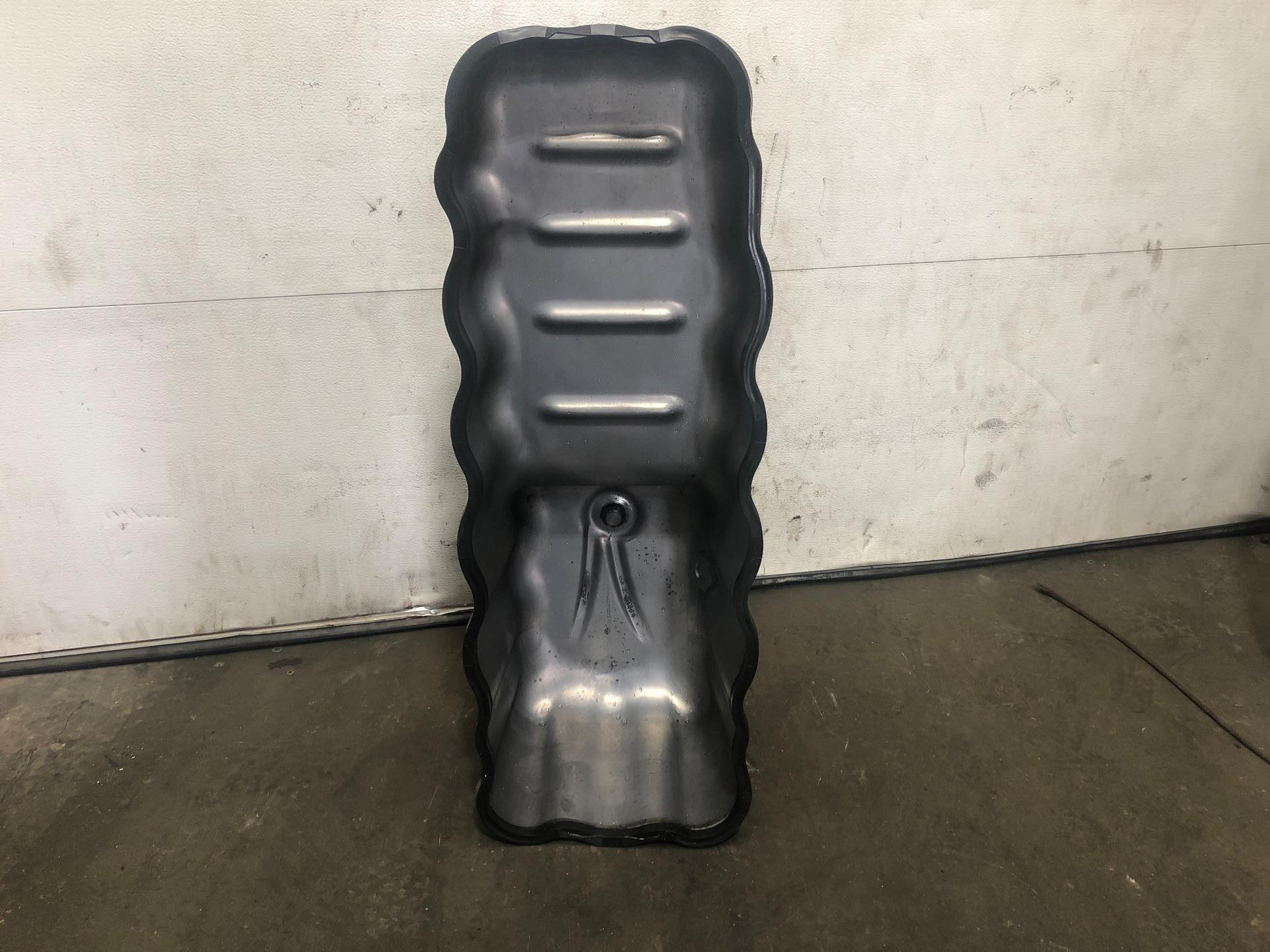 International A26 Engine Oil Pan for Sale