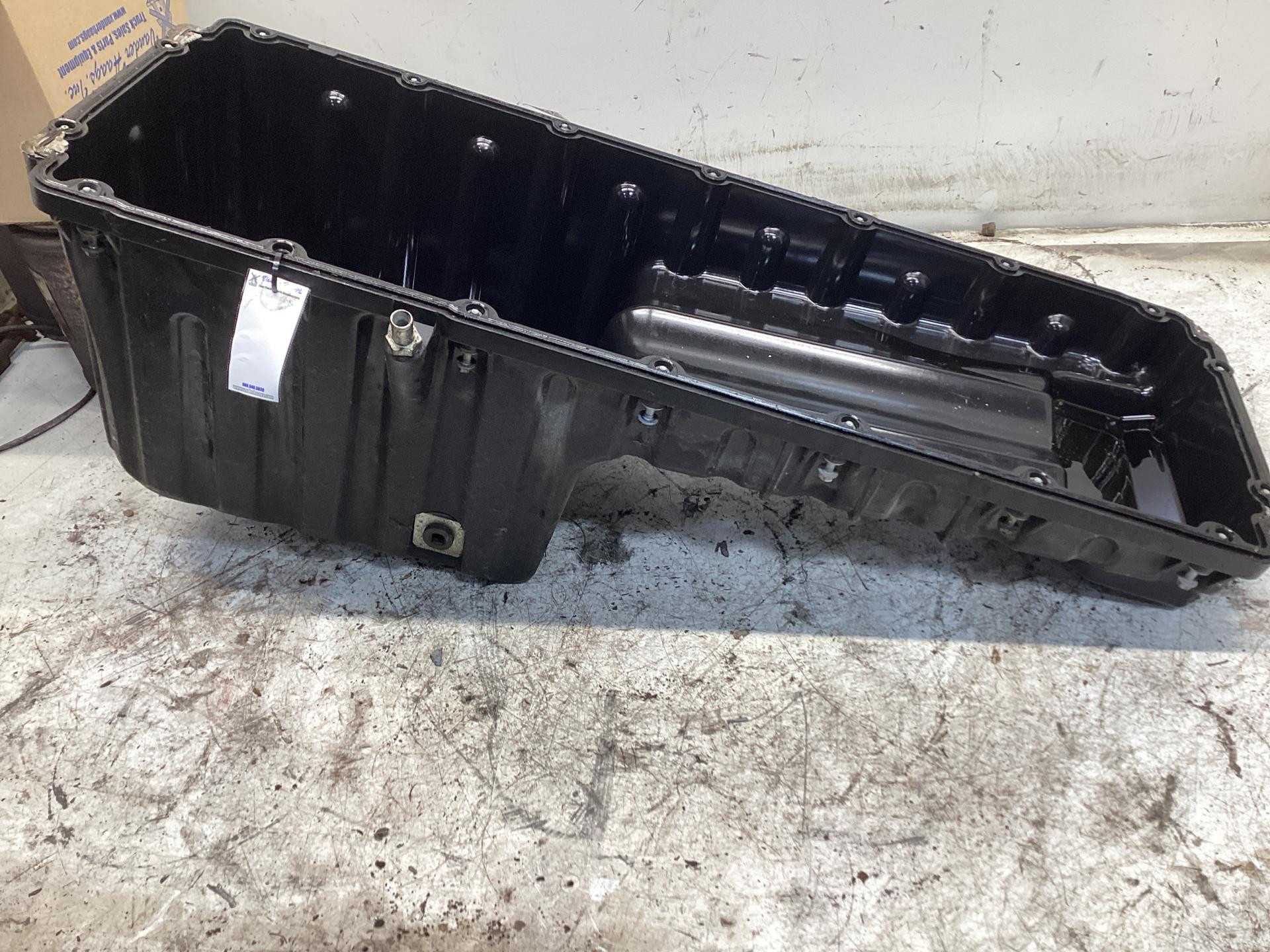 Detroit DD13 Engine Oil Pan for Sale