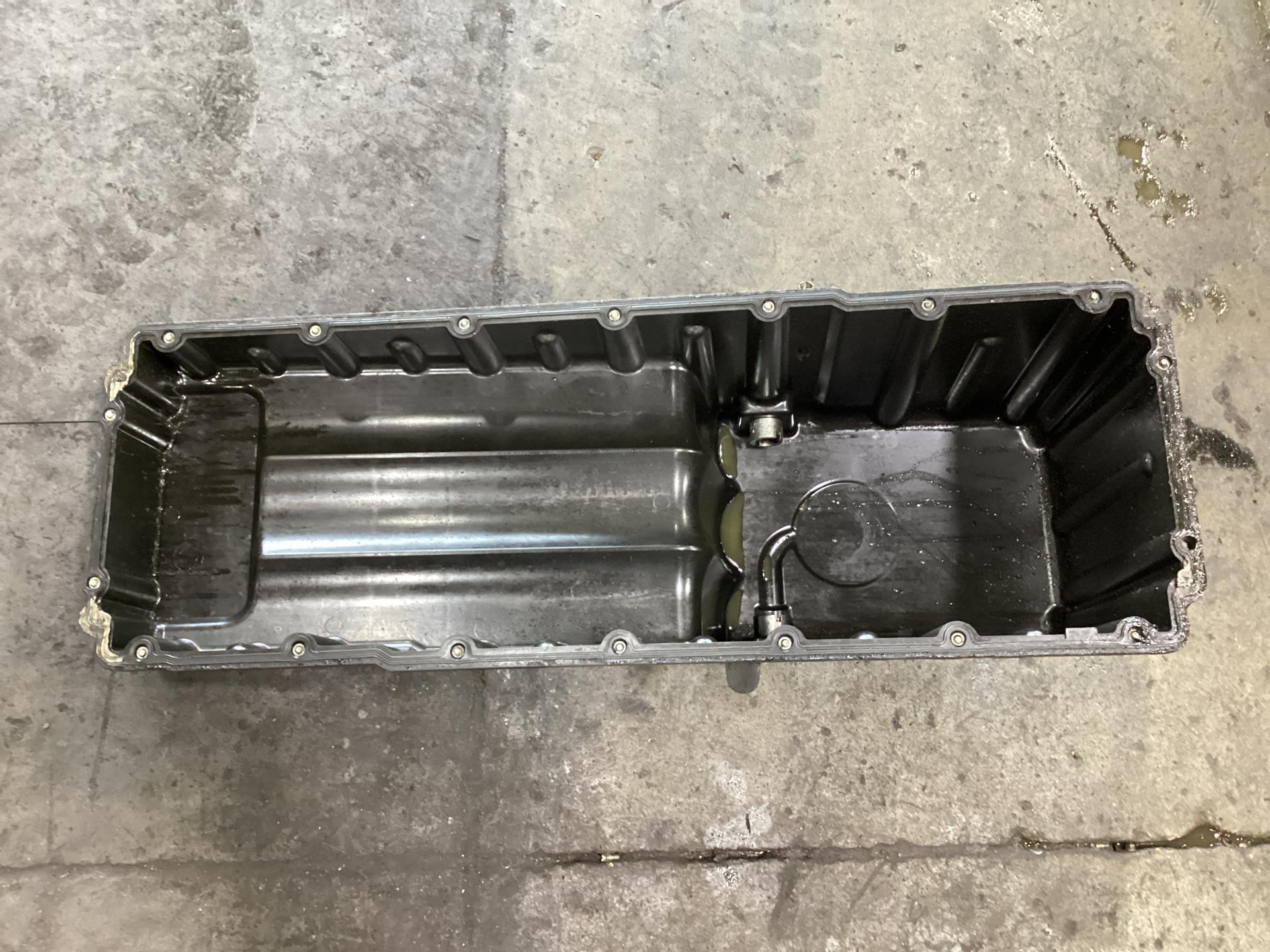 DDCA4720113 | Detroit DD15 Engine Oil Pan for Sale
