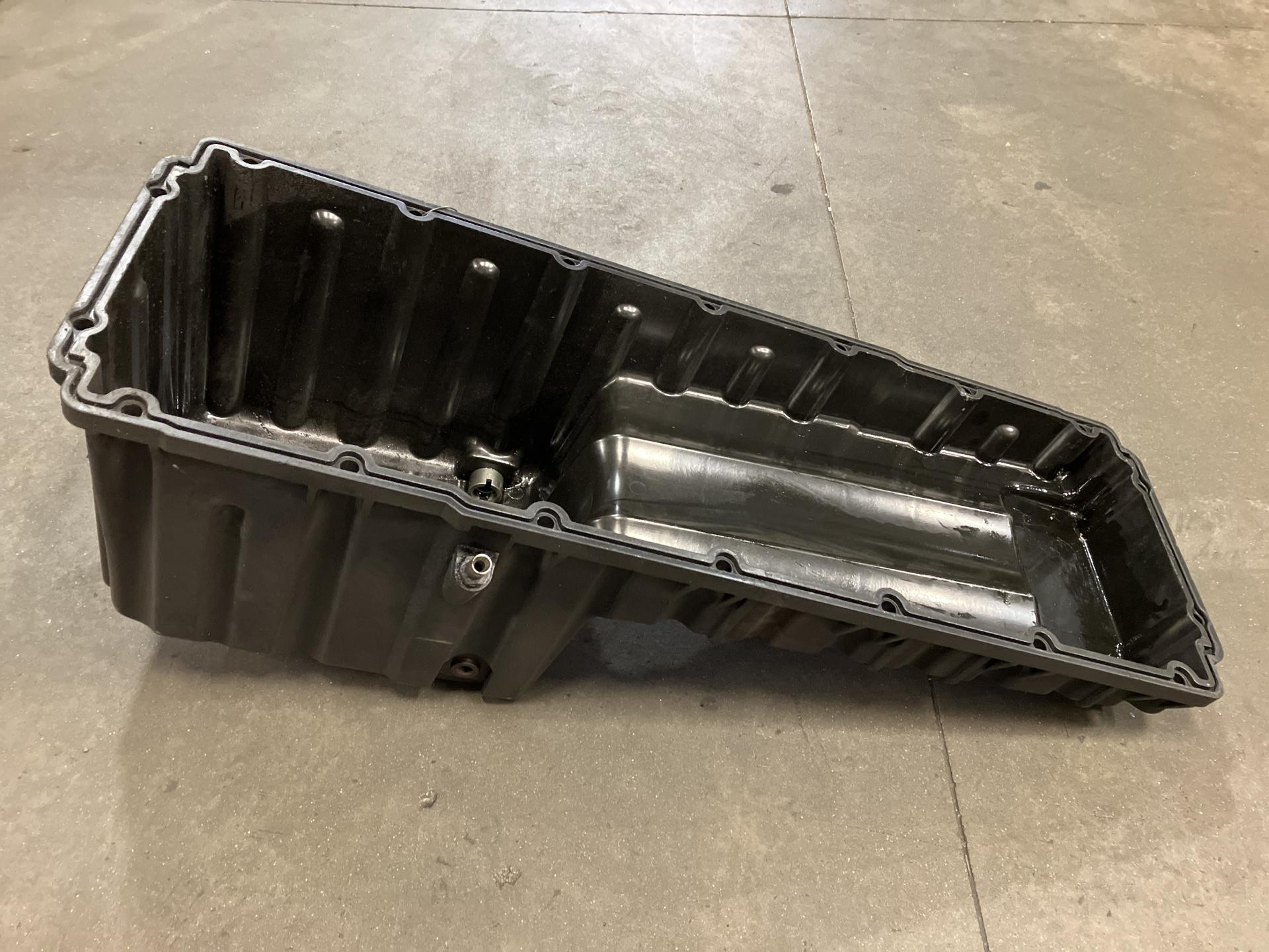N/A | Detroit DD15 Engine Oil Pan for Sale
