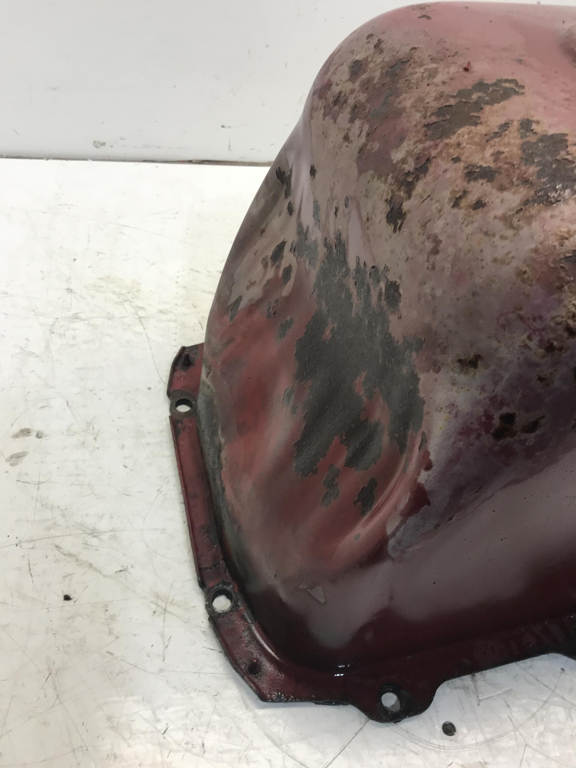 Mack 20556238 Engine Oil Pan for Sale