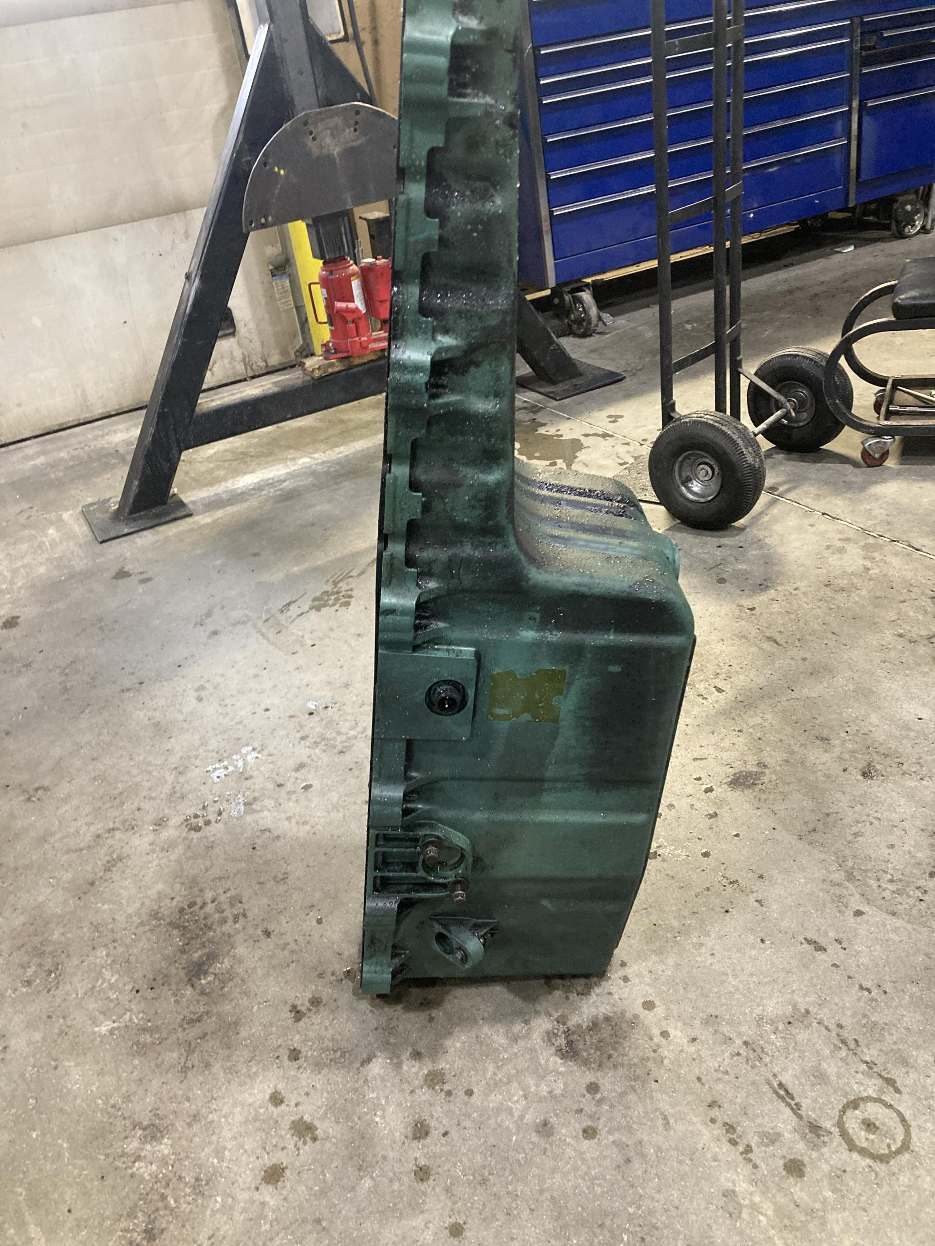 Volvo VED12 Engine Oil Pan for Sale