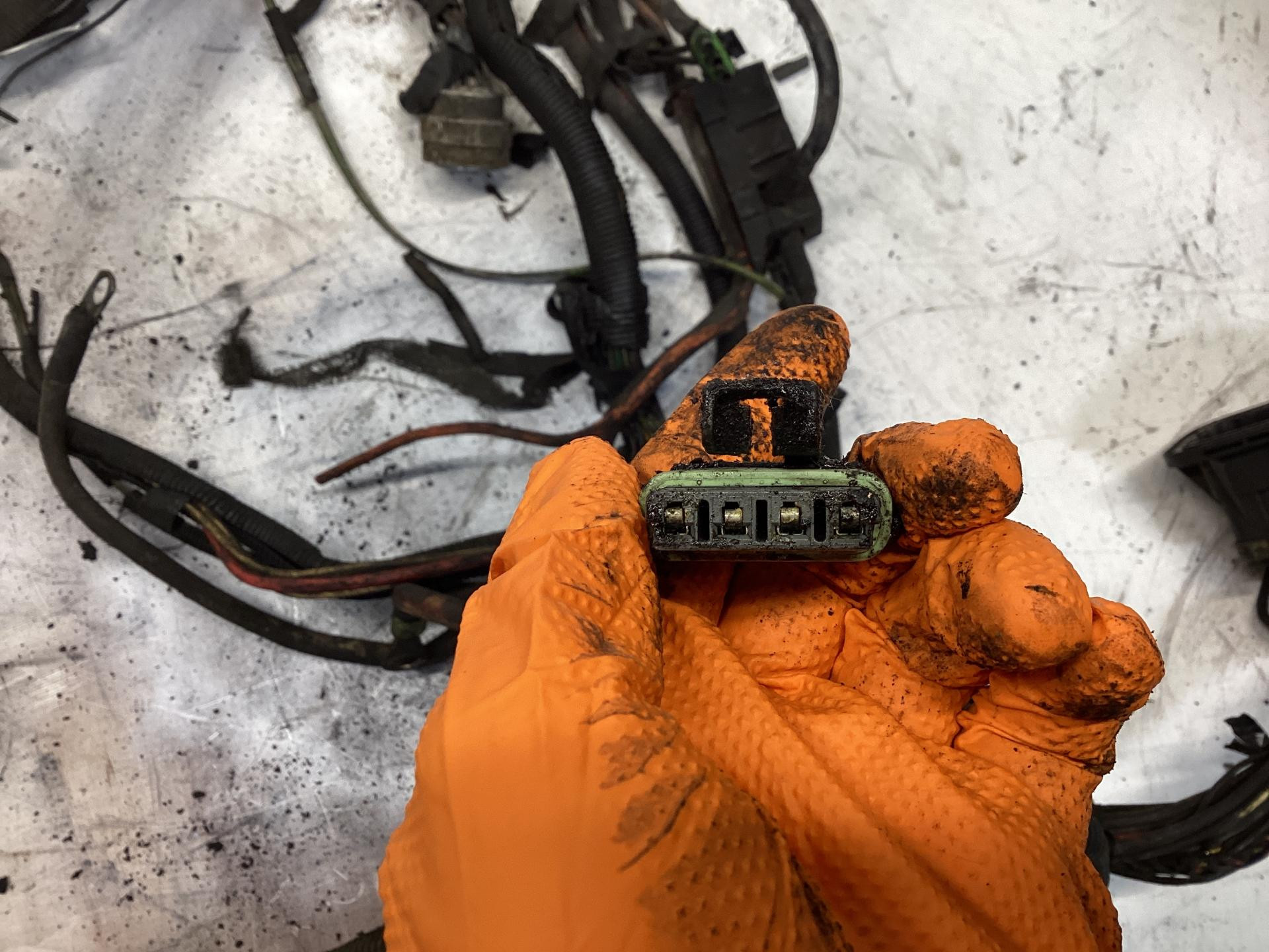 Cummins N14 CELECT+ Engine Wiring Harness for Sale