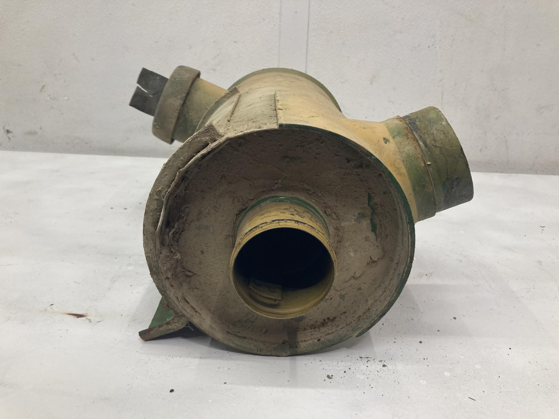 CAT 216 Air Cleaner for Sale