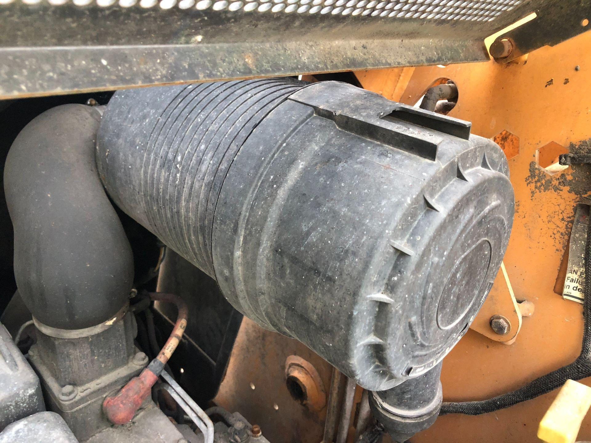 87041485 | Case 430 Air Cleaner for Sale