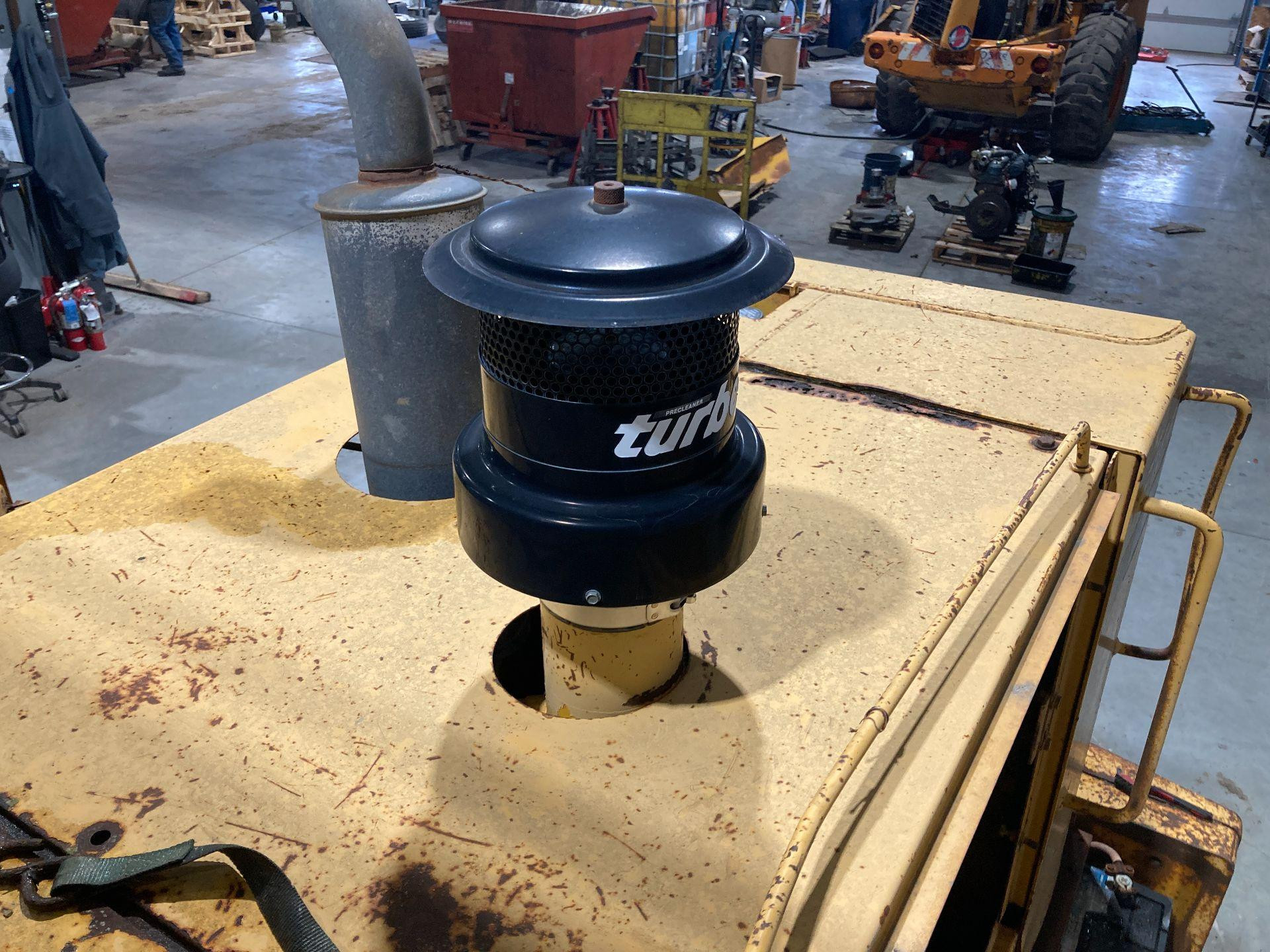 AT170942 | John Deere 544E Air Cleaner for Sale