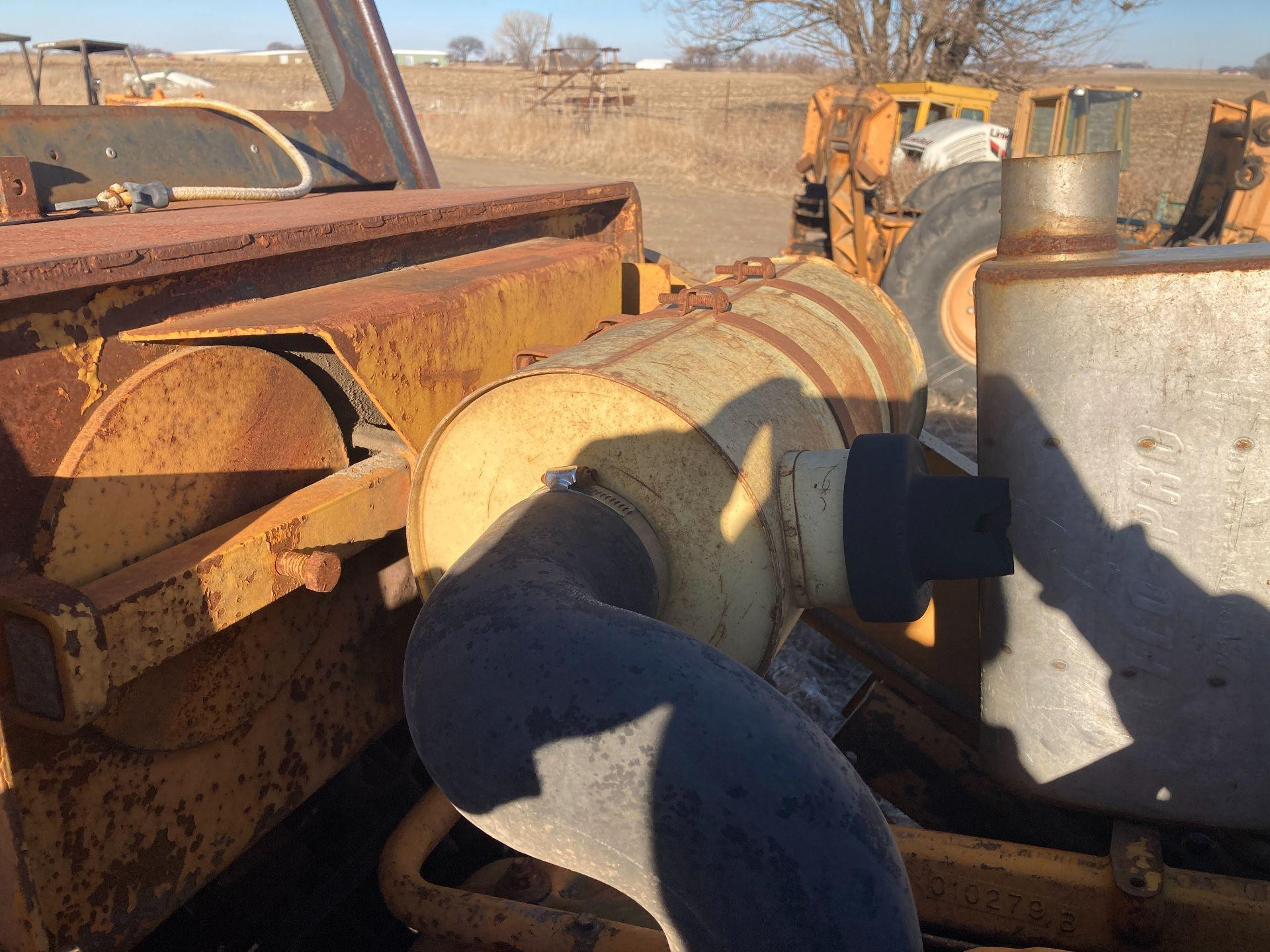 L55408 | Case 680G Air Cleaner for Sale