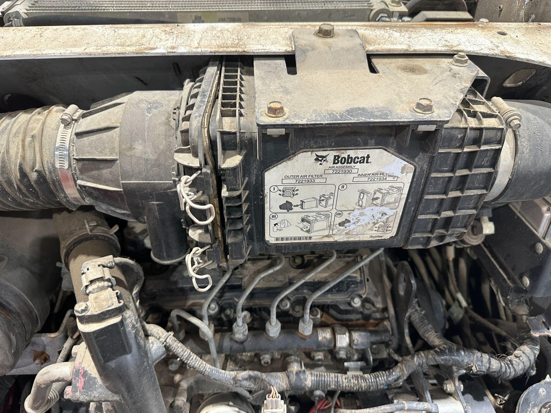 7221930 | Bobcat S570 Air Cleaner for Sale