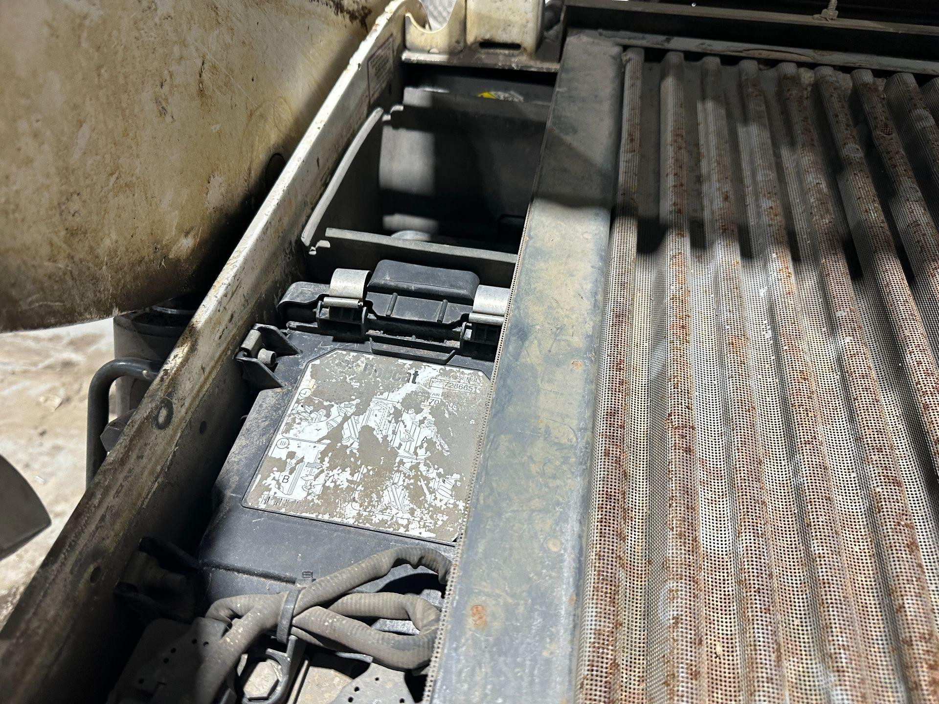 7197235 | Bobcat S770 Air Cleaner for Sale