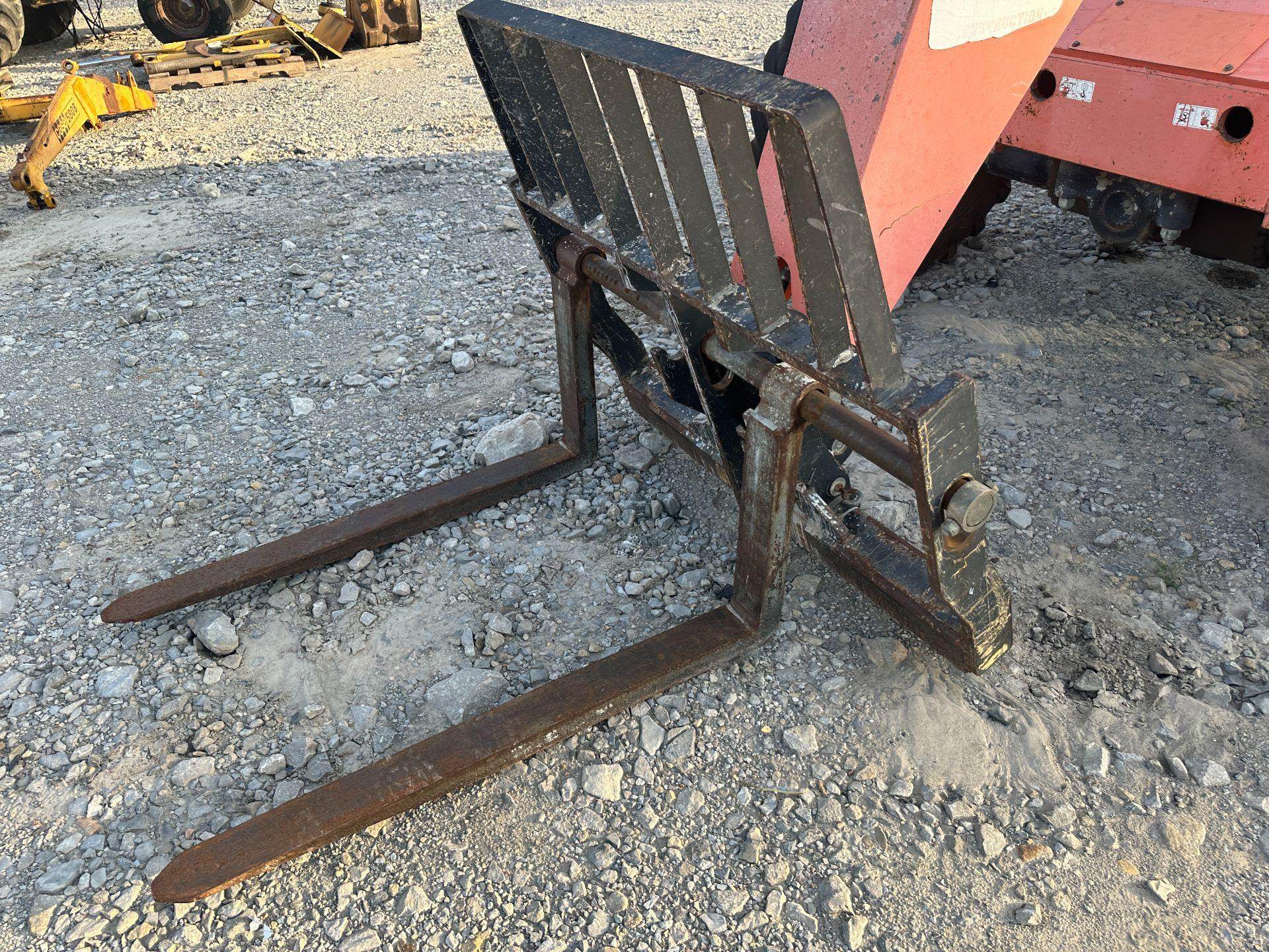 1170021 | Skytrak 6042 Attachments, Telehandler for Sale