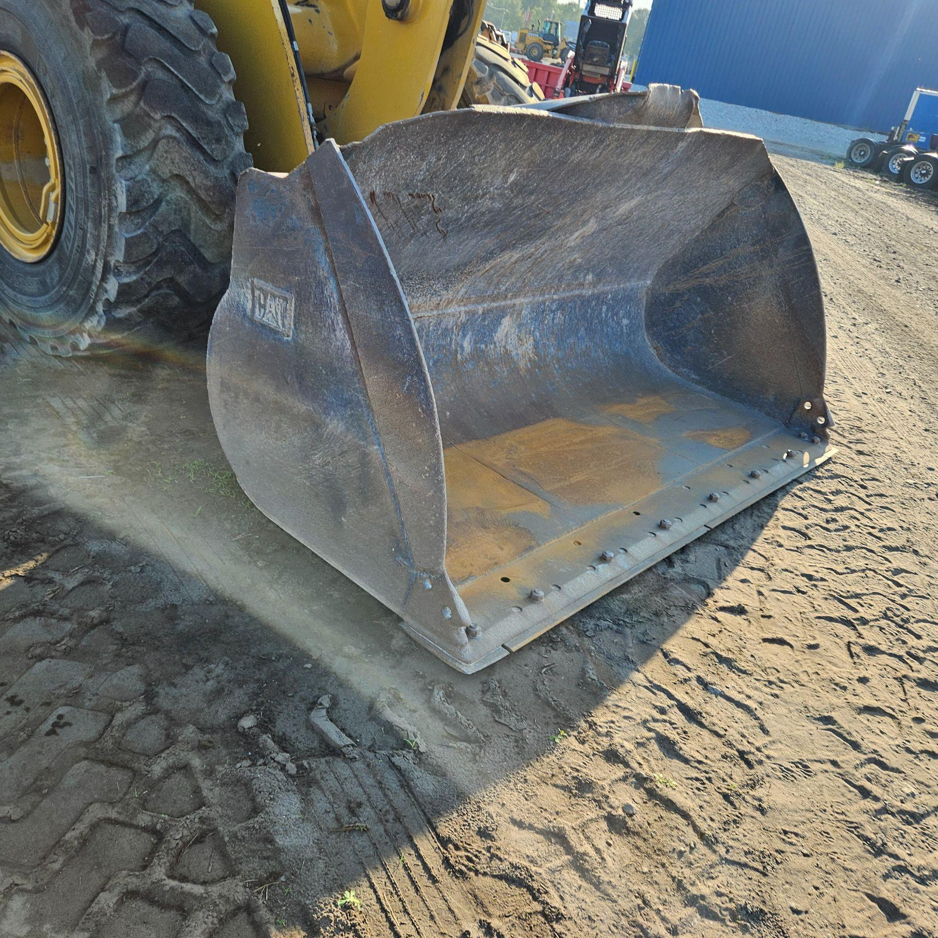 CAT 938M Attachments, Wheel Loader for Sale