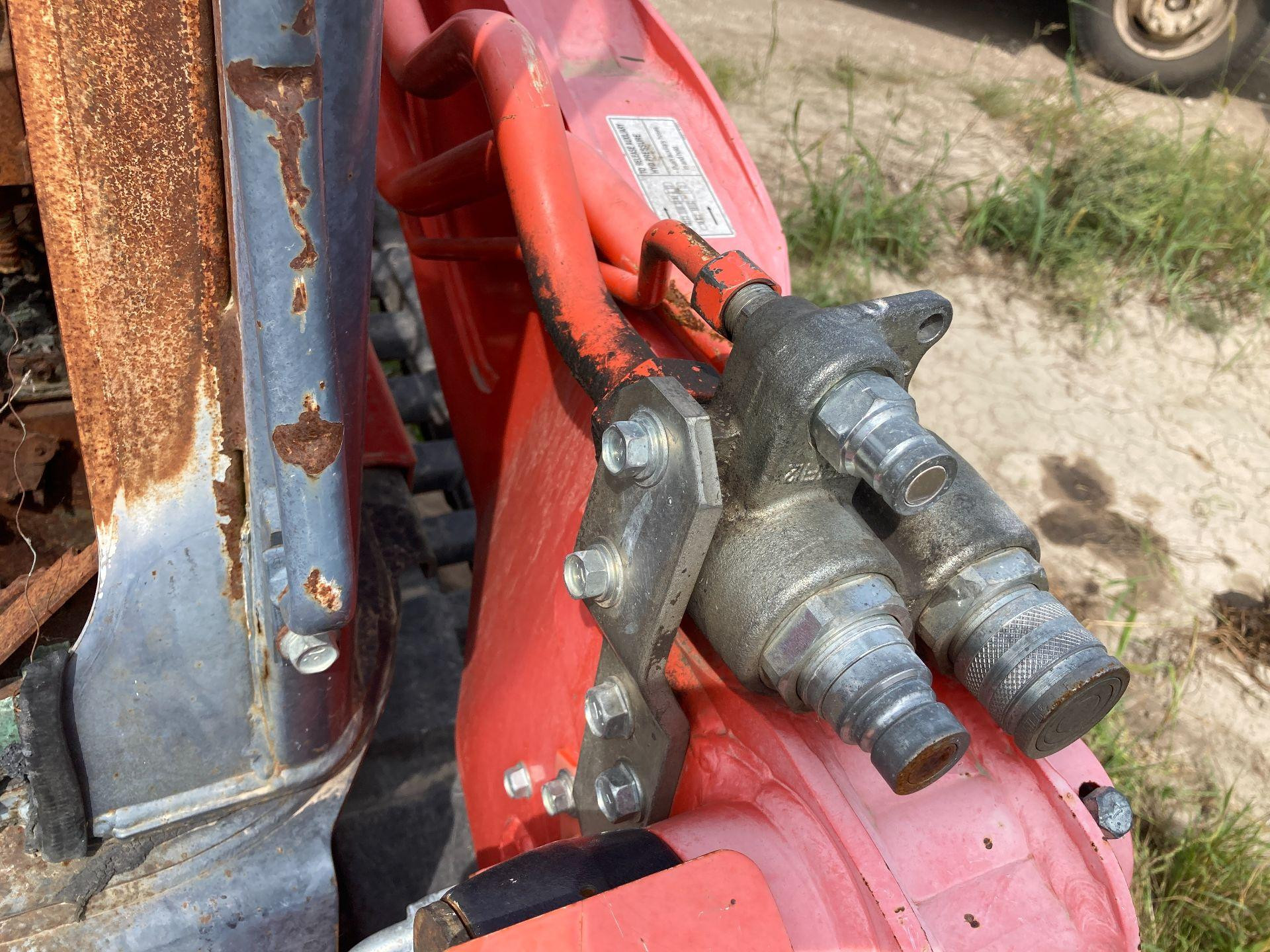Kubota SVL75-2 Equip Auxiliary Coupler for Sale