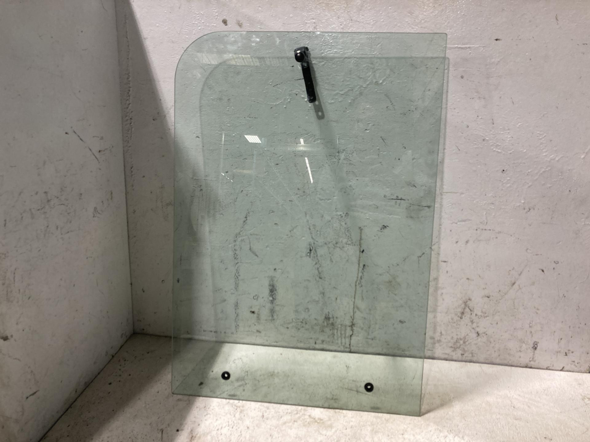 4457180 | John Deere 225C LC Back Glass for Sale