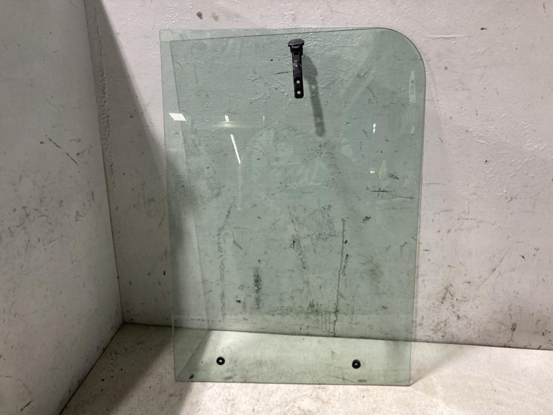 4457180 | John Deere 225C LC Back Glass for Sale