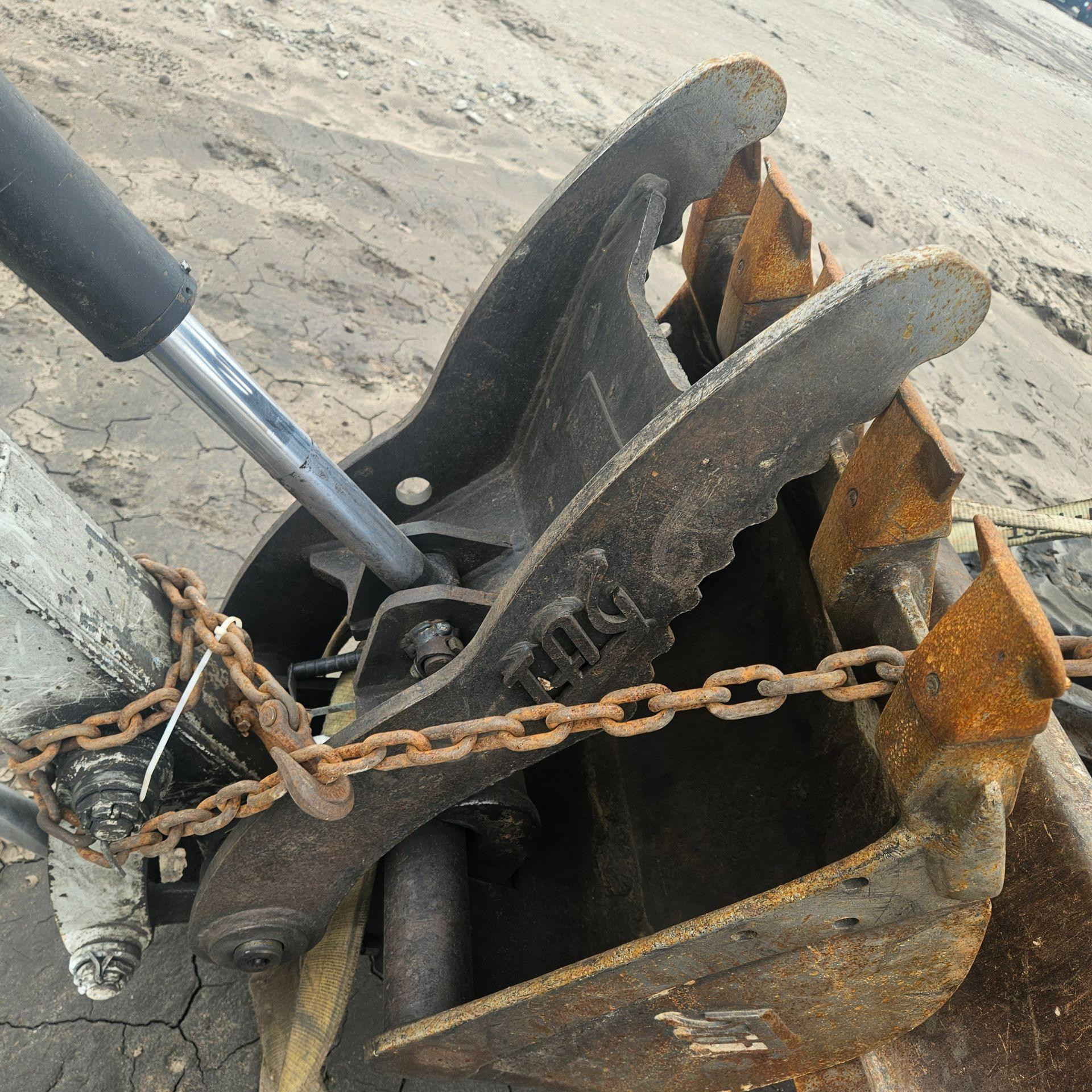 BTH135K | Takeuchi TB240 Blade for Sale