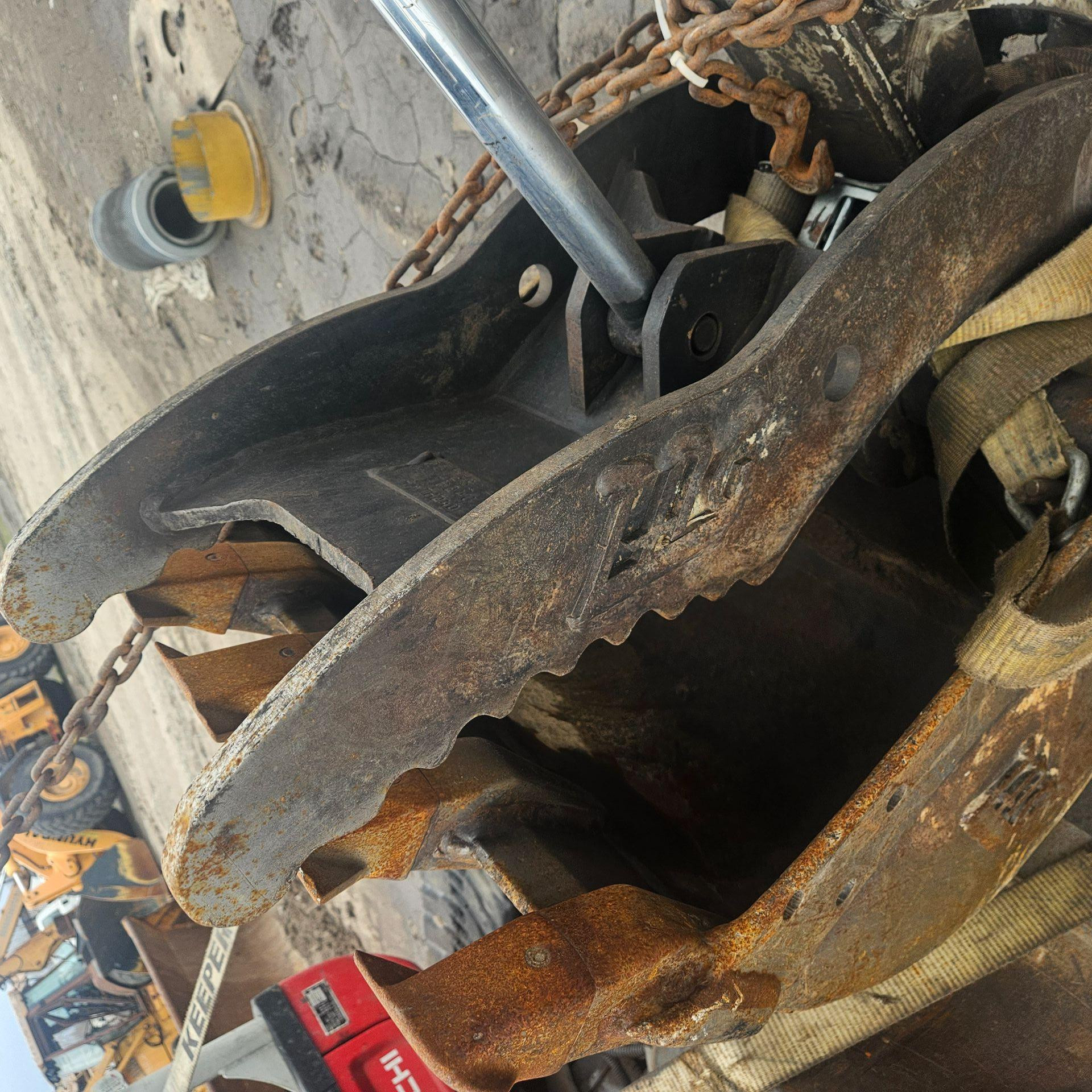 BTH135K | Takeuchi TB240 Blade for Sale