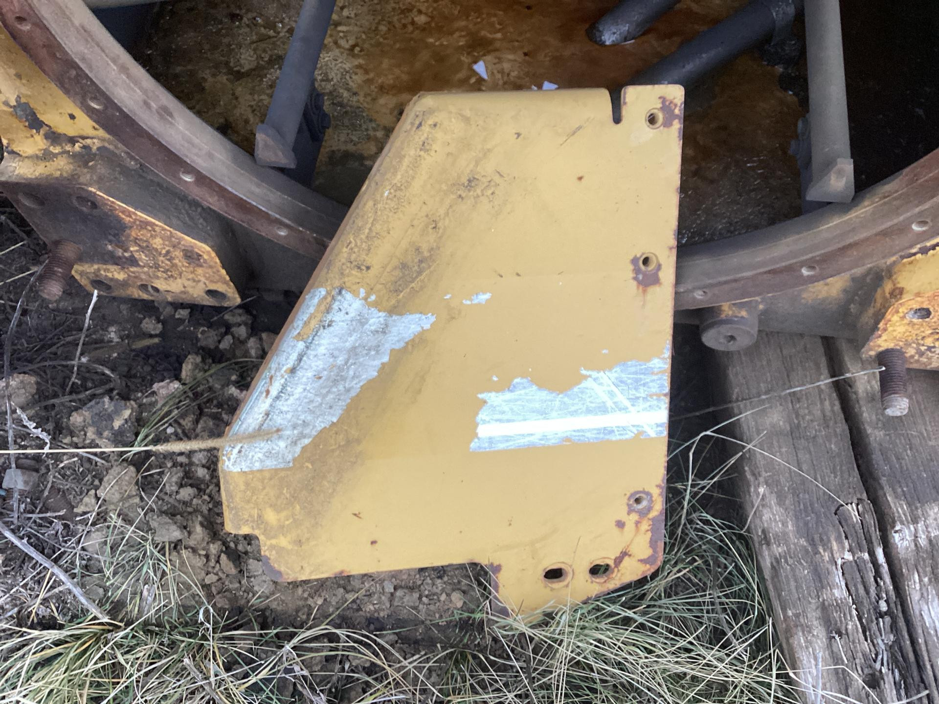 CAT D6R Body, Misc. Parts for Sale