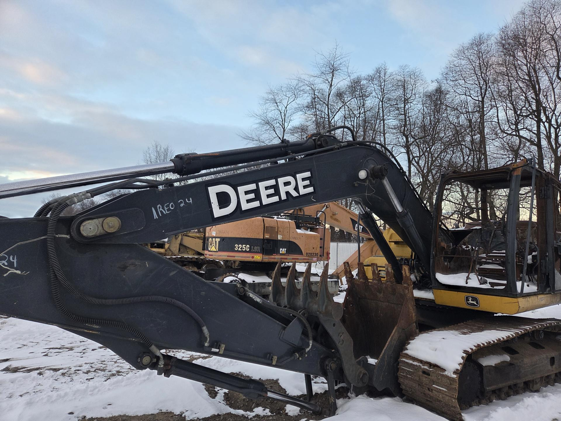 John Deere 160D LC Boom for Sale