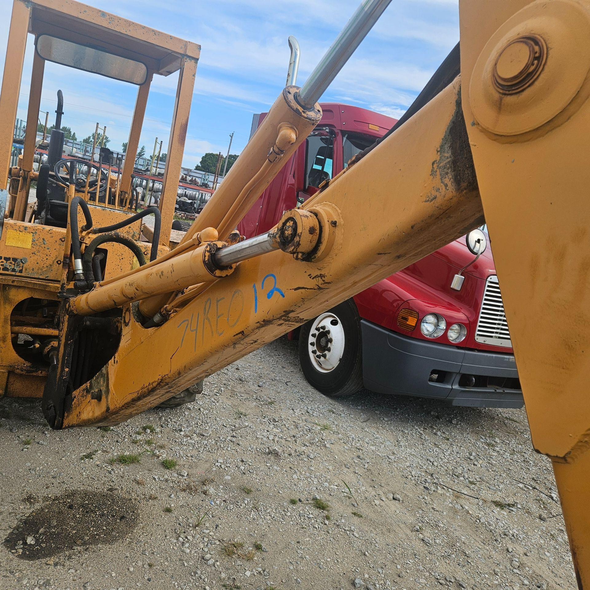 D53649 | Case 580B Boom for Sale