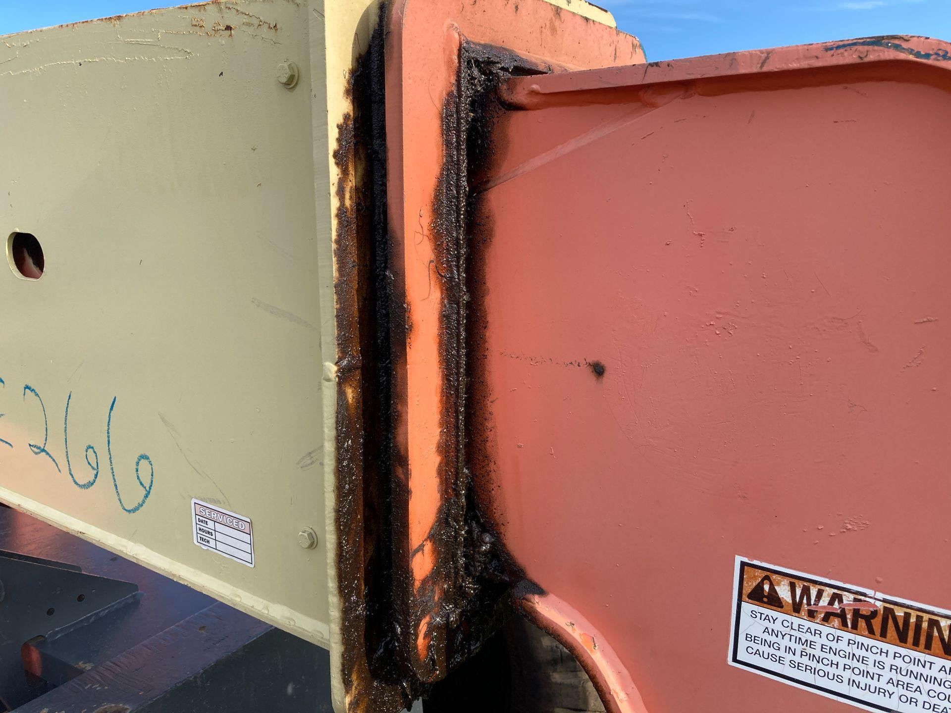 JLG G9-43A Boom for Sale