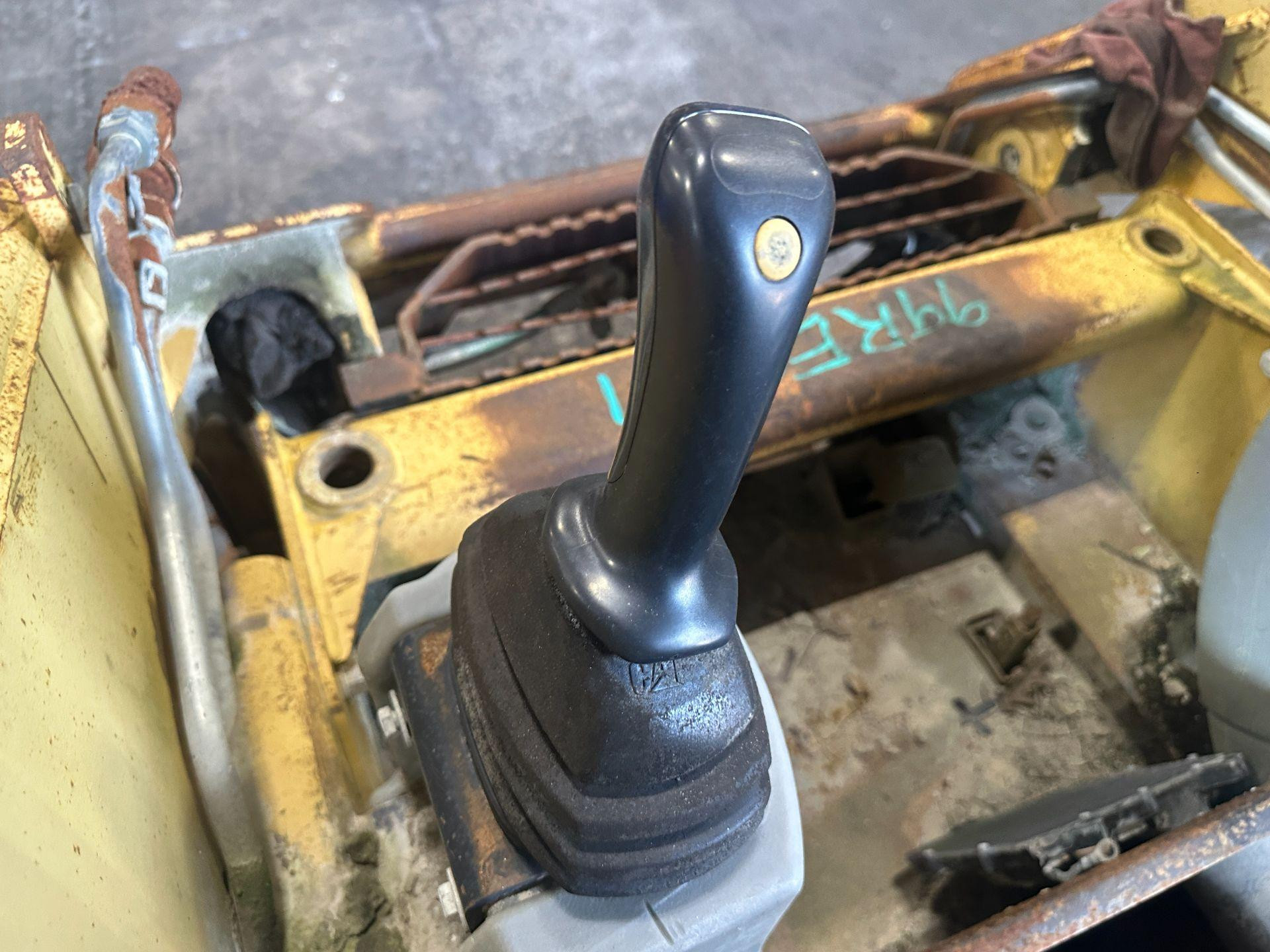 142-8686 | CAT 226 Controls for Sale