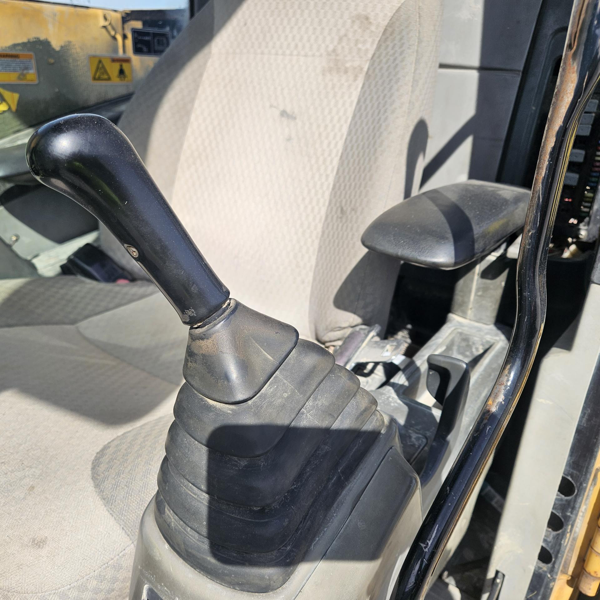 285-1327 | CAT 320DL Controls for Sale