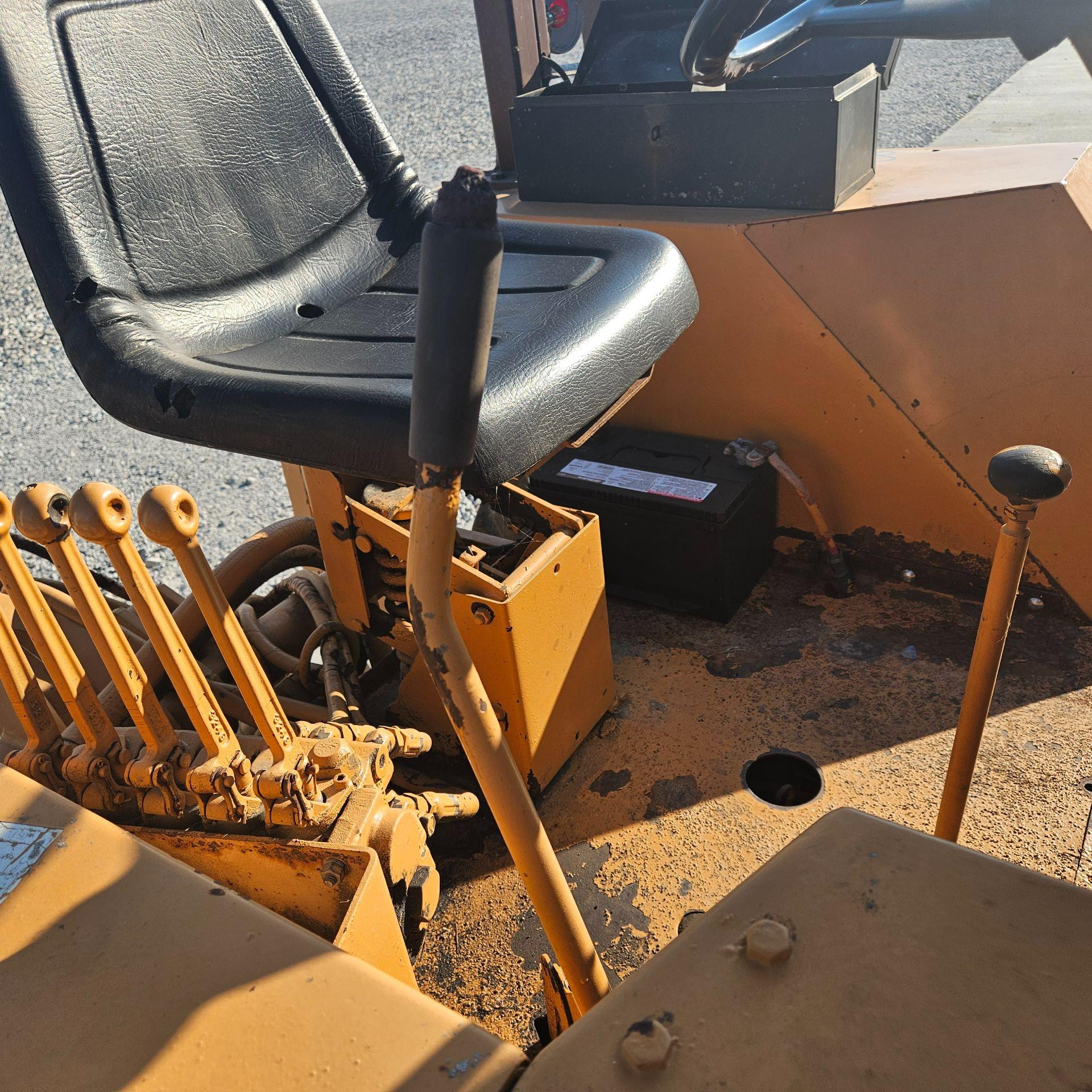 D99749 | Case 480D Controls for Sale